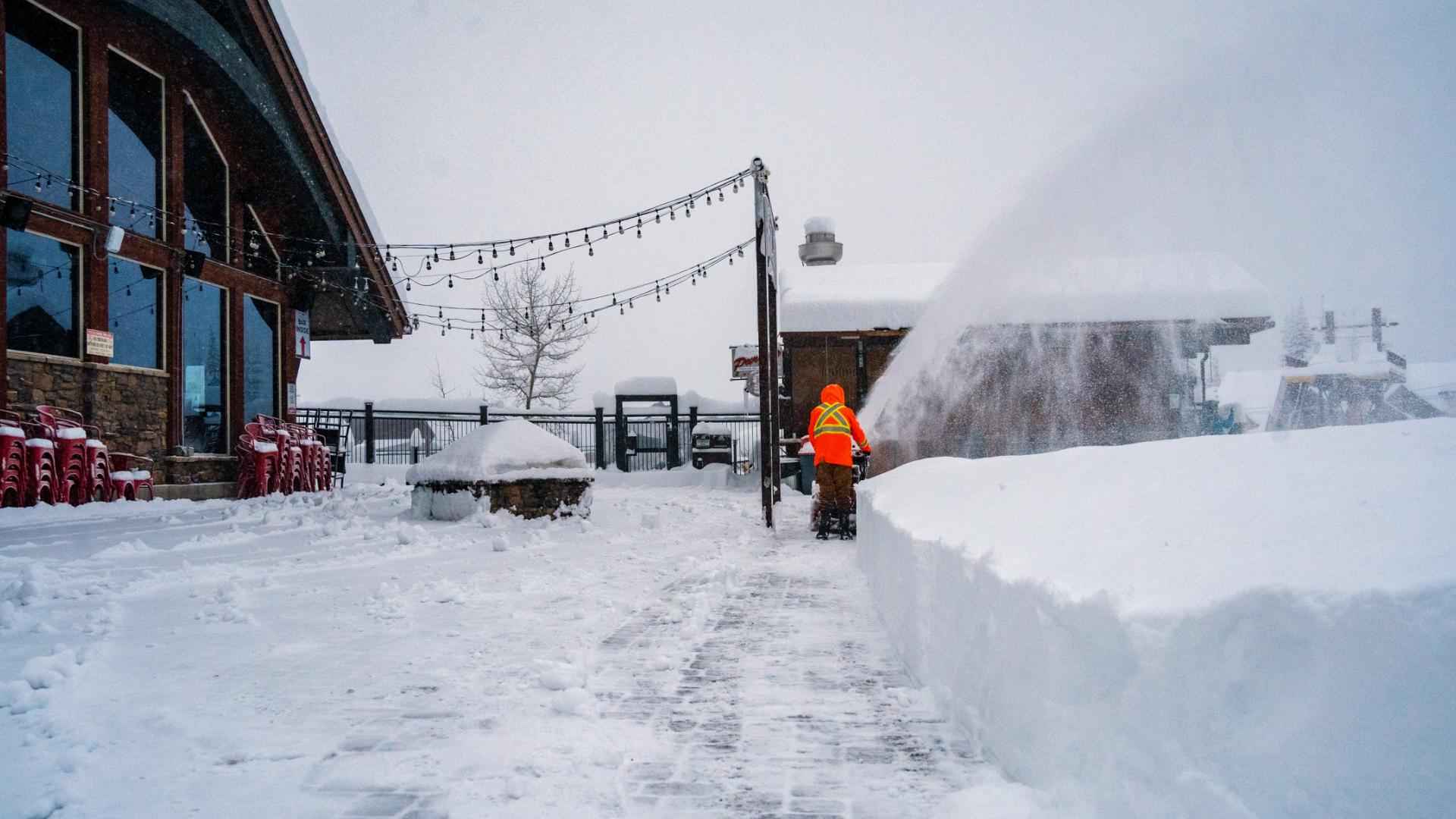 Heavy snow offers snowpack relief to southern Colorado mountains ...