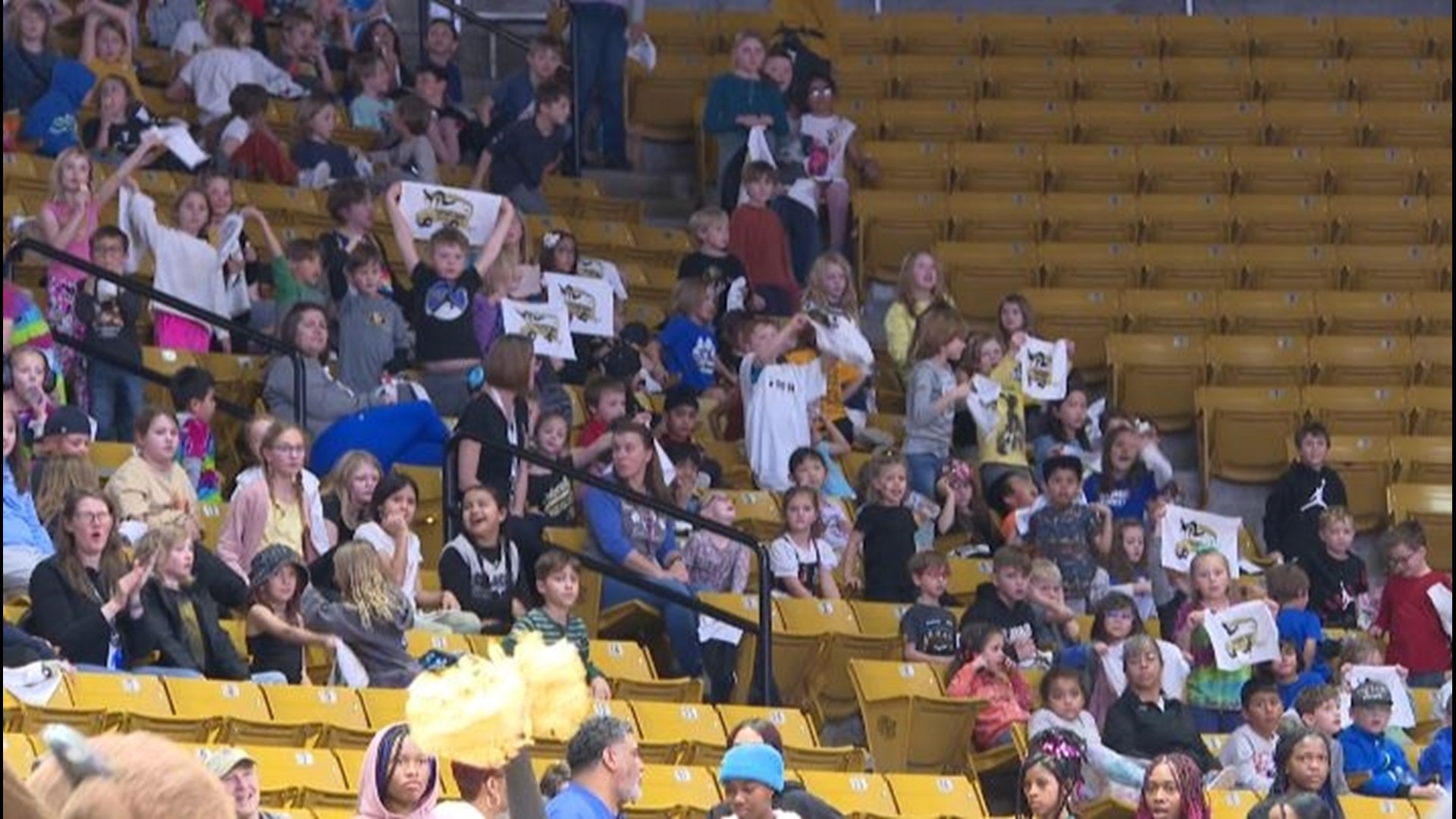 University of Colorado women's basketball Kids Day | 9news.com
