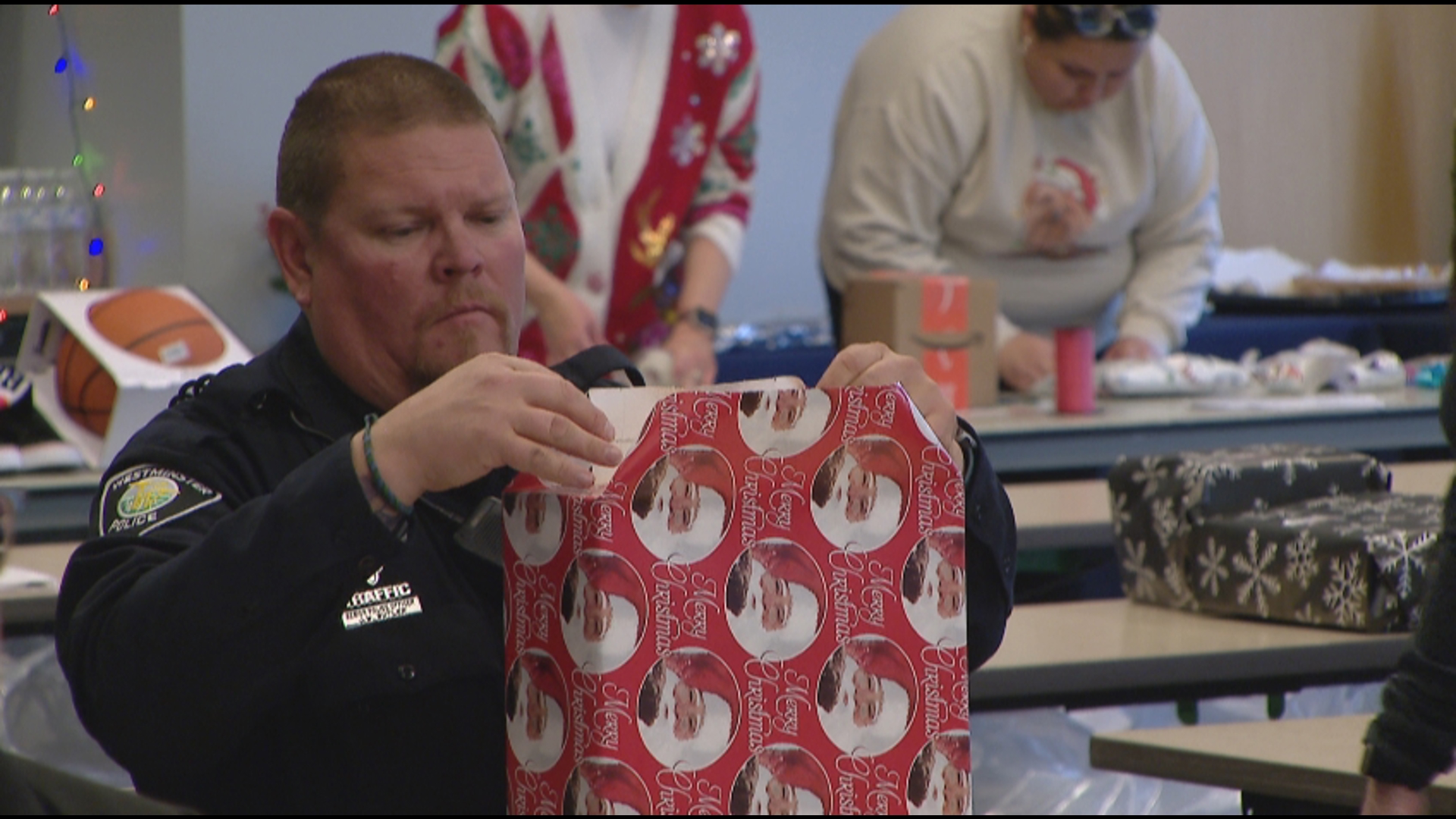 Santa cops deliver gifts to Westminster kids | 9news.com