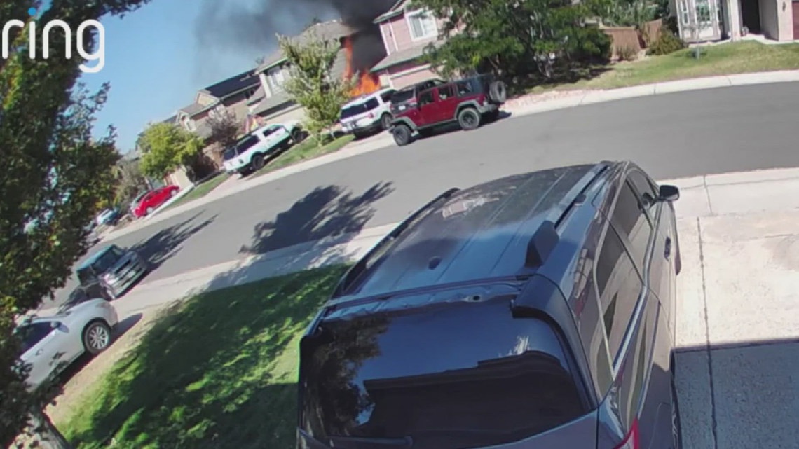 Highlands Ranch fire damages 2 homes | 9news.com