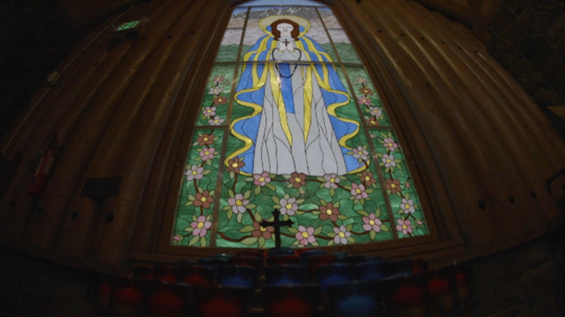 Colorado stained glass artist creates unique tribute to his wife ...