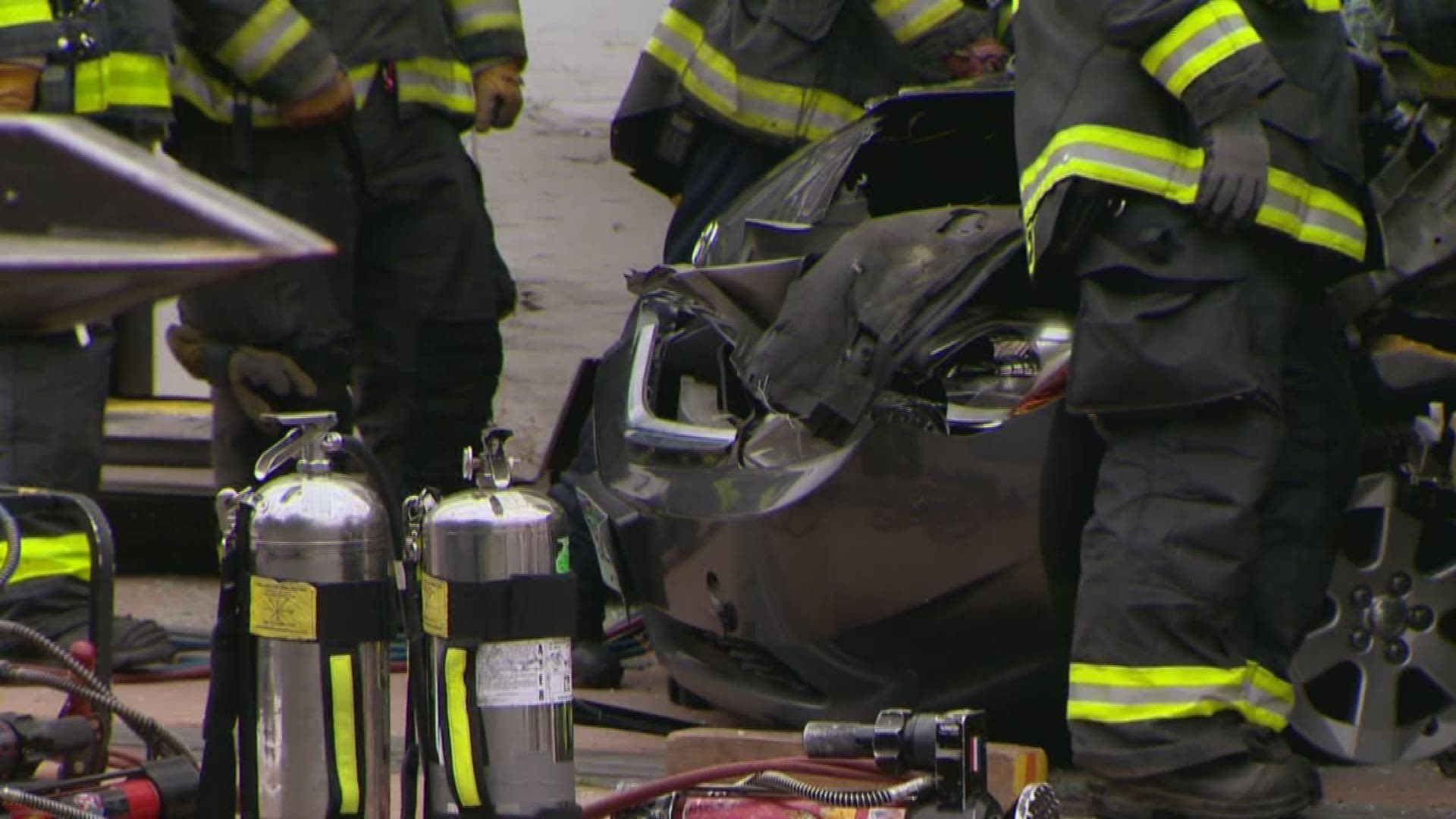 It's unclear who was at fault for the light rail, Prius crash | 9news.com