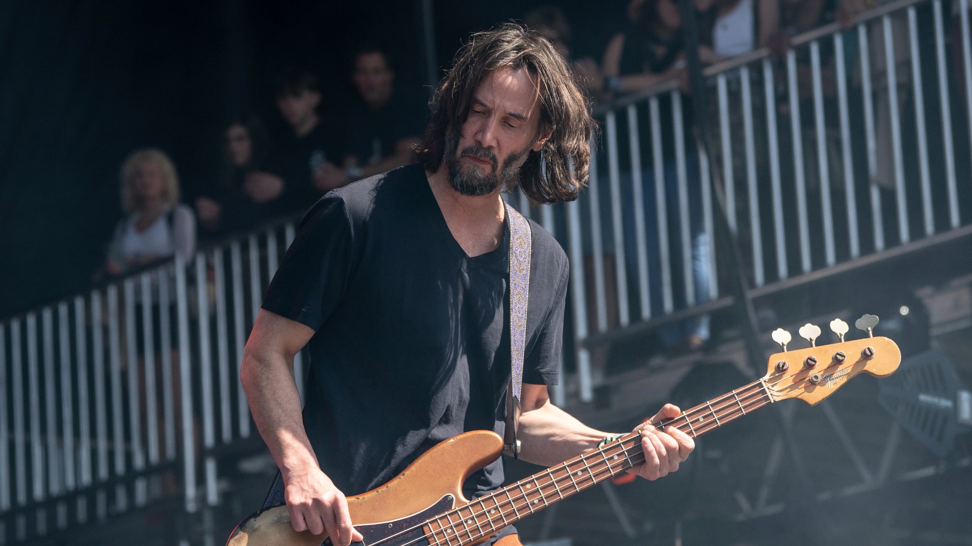 Keanu Reeves' band Dogstar plans tour stops in 3 Colorado cities ...