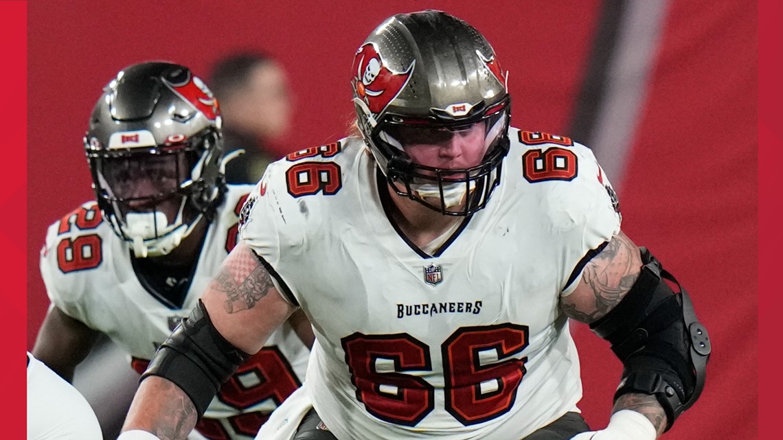 Tampa Bay Buccaneers center announces retirement | 9news.com