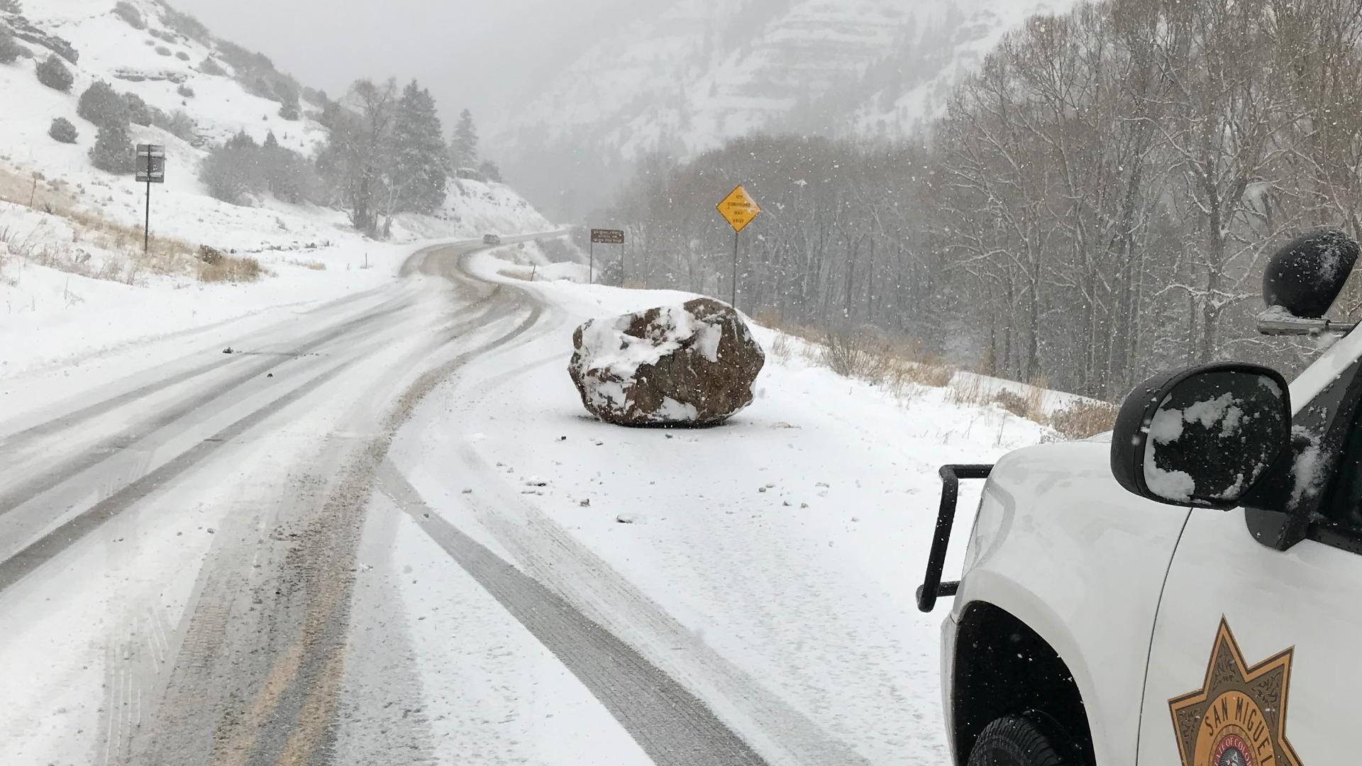 'Large boulder the size of a small boulder': Viral Colorado tweet turns ...