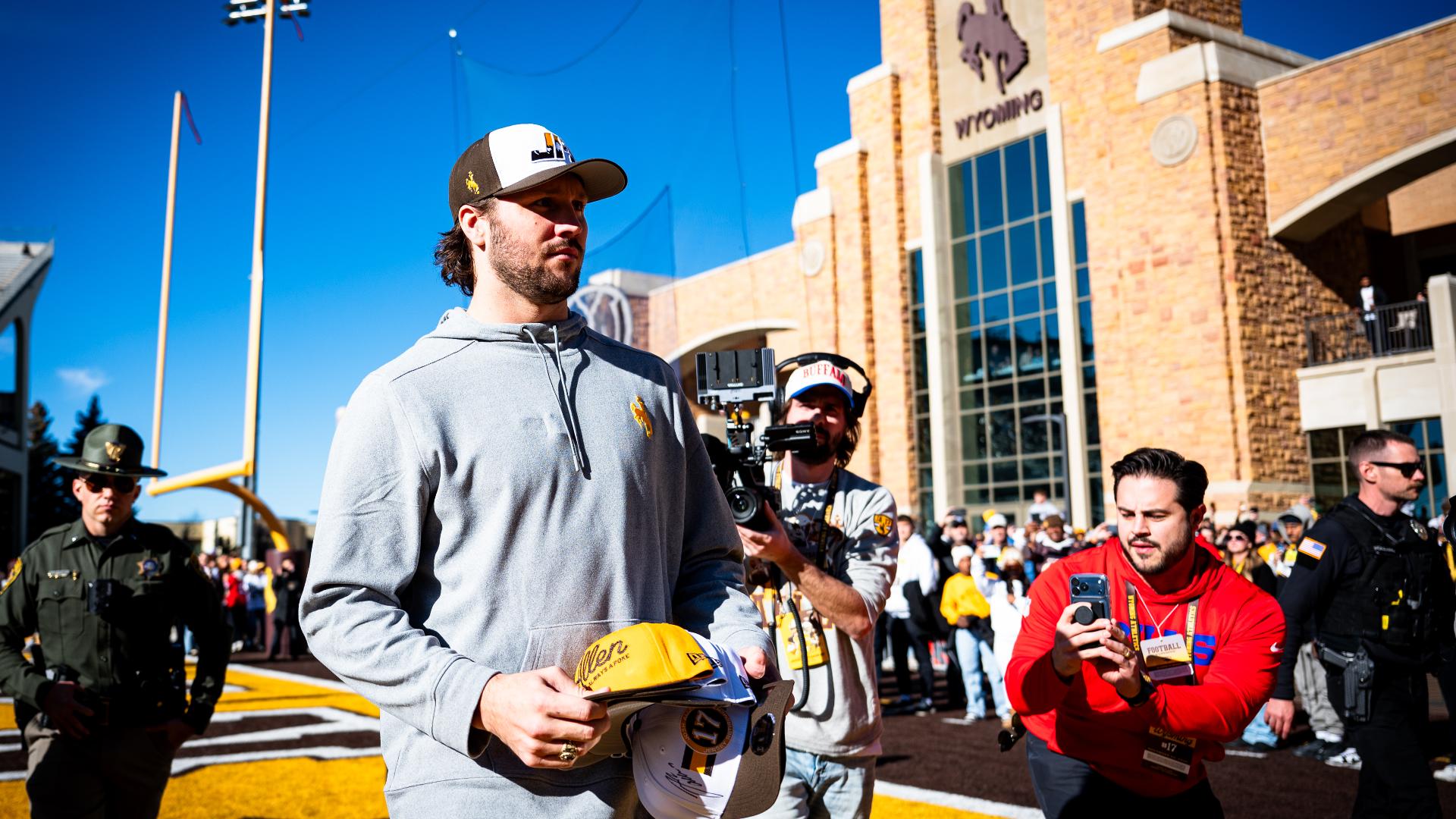 Bills quarterback Josh Allen delivers shot at CSU Rams in jersey ...