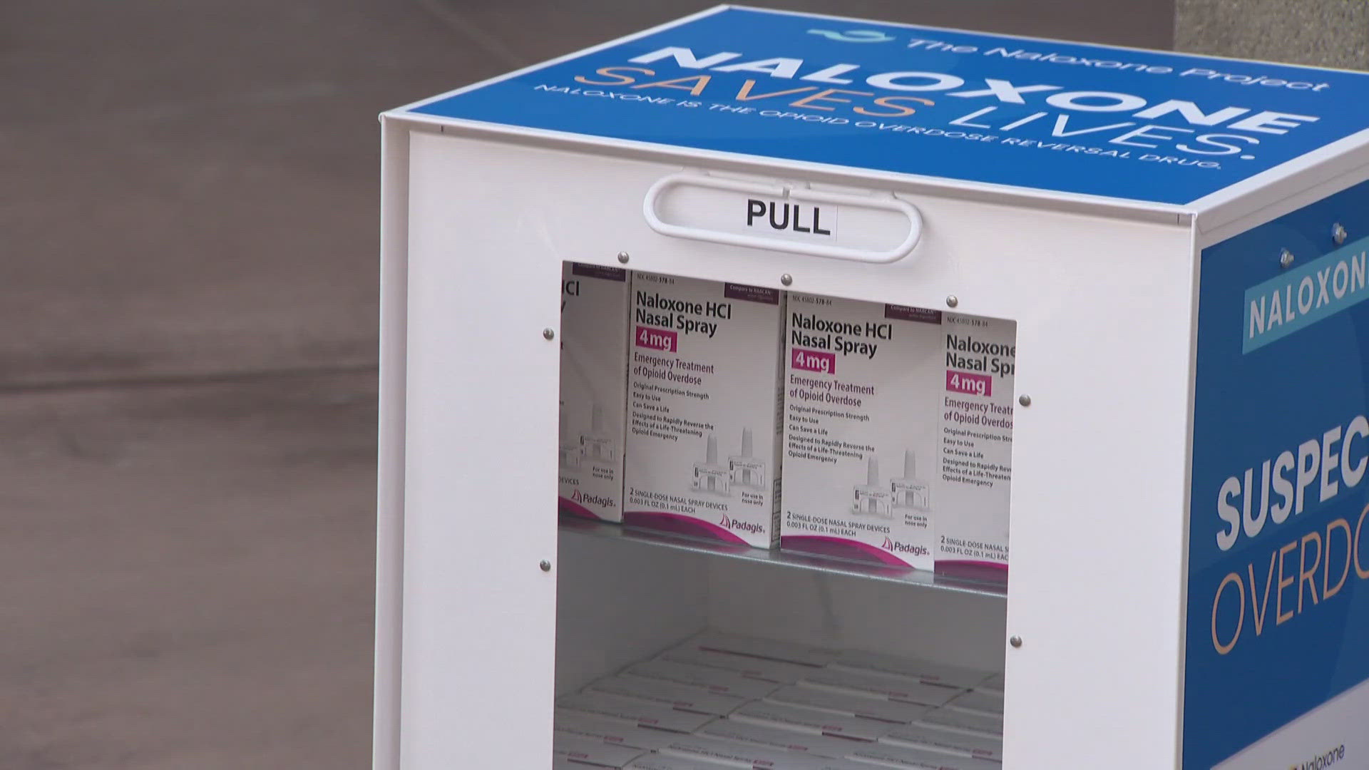 Denver police offer Naloxone kits via vending machines | 9news.com