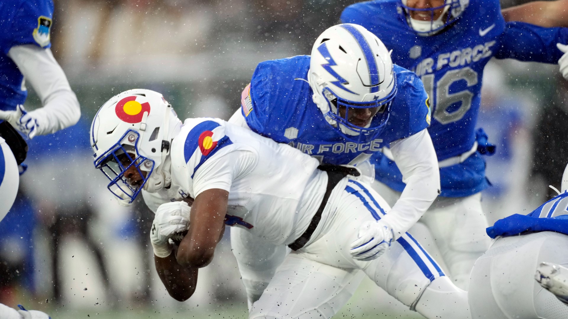 No. 19 Air Force overcomes snow, snowballs in win over CSU Rams | 9news.com