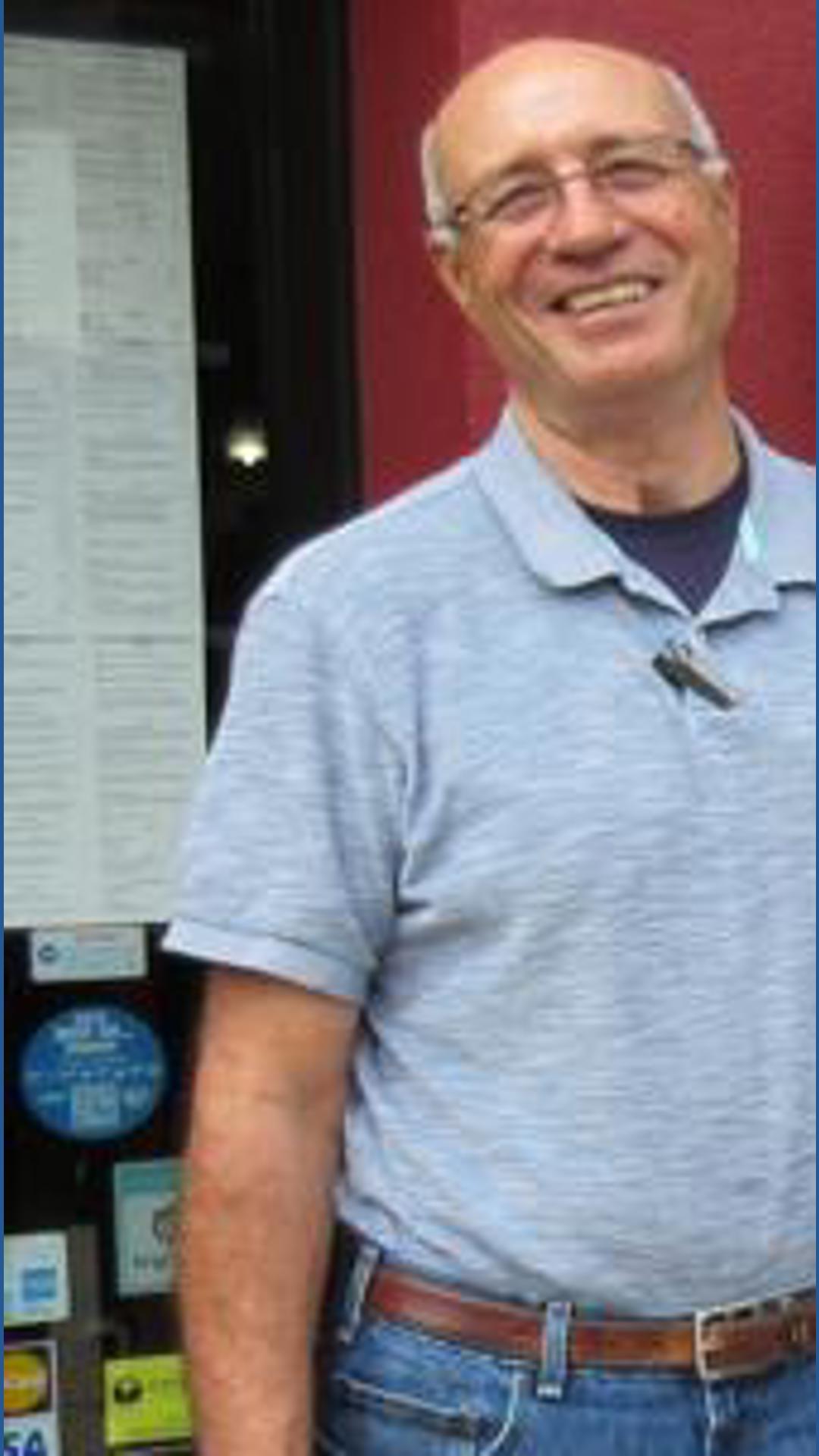Sportswriter Dennis Georgatos dies at 70 after cancer battle | 9news.com
