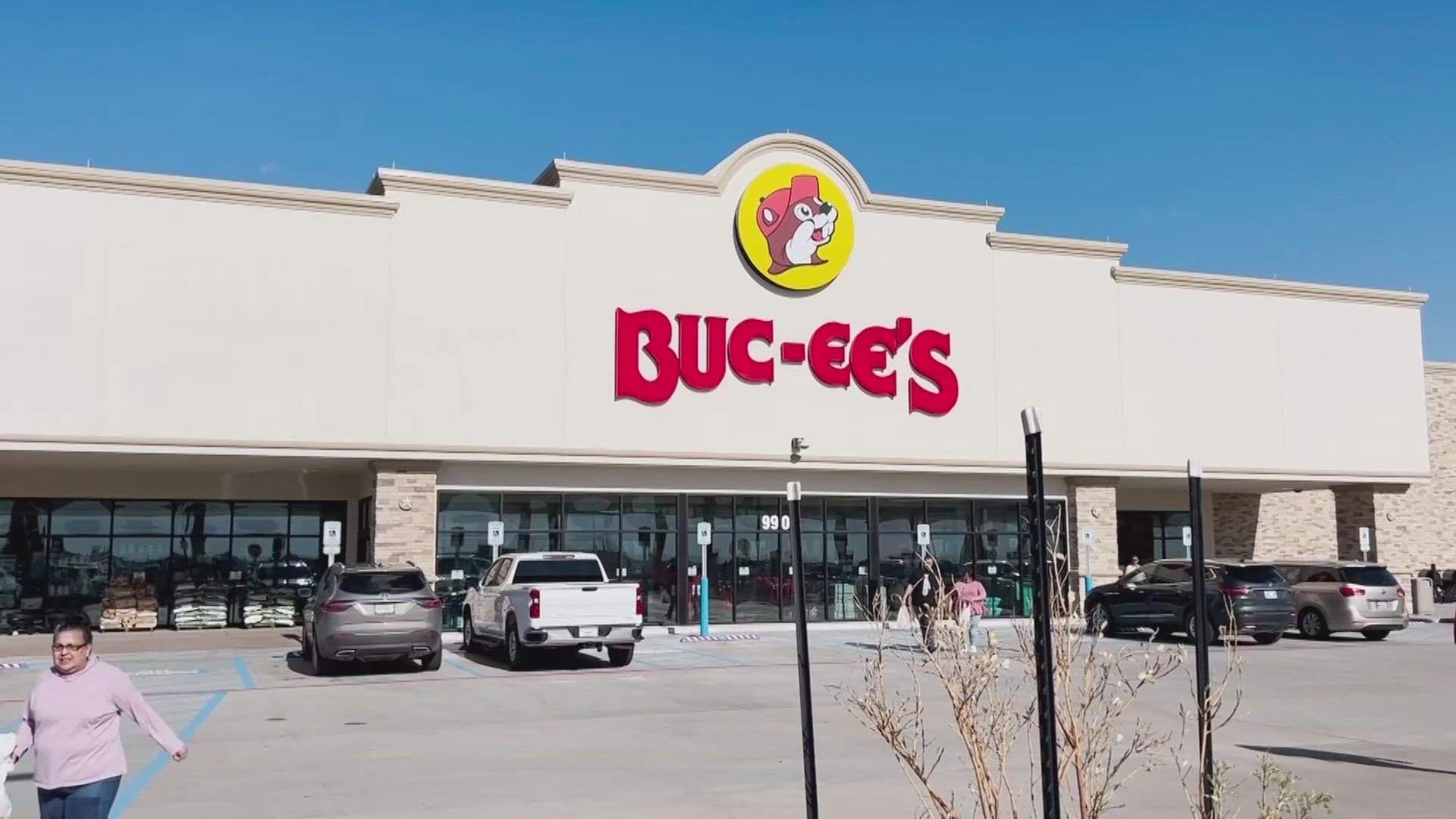 Sen. Bennet opposes Buc-ee's Colorado expansion plan as annexation ...