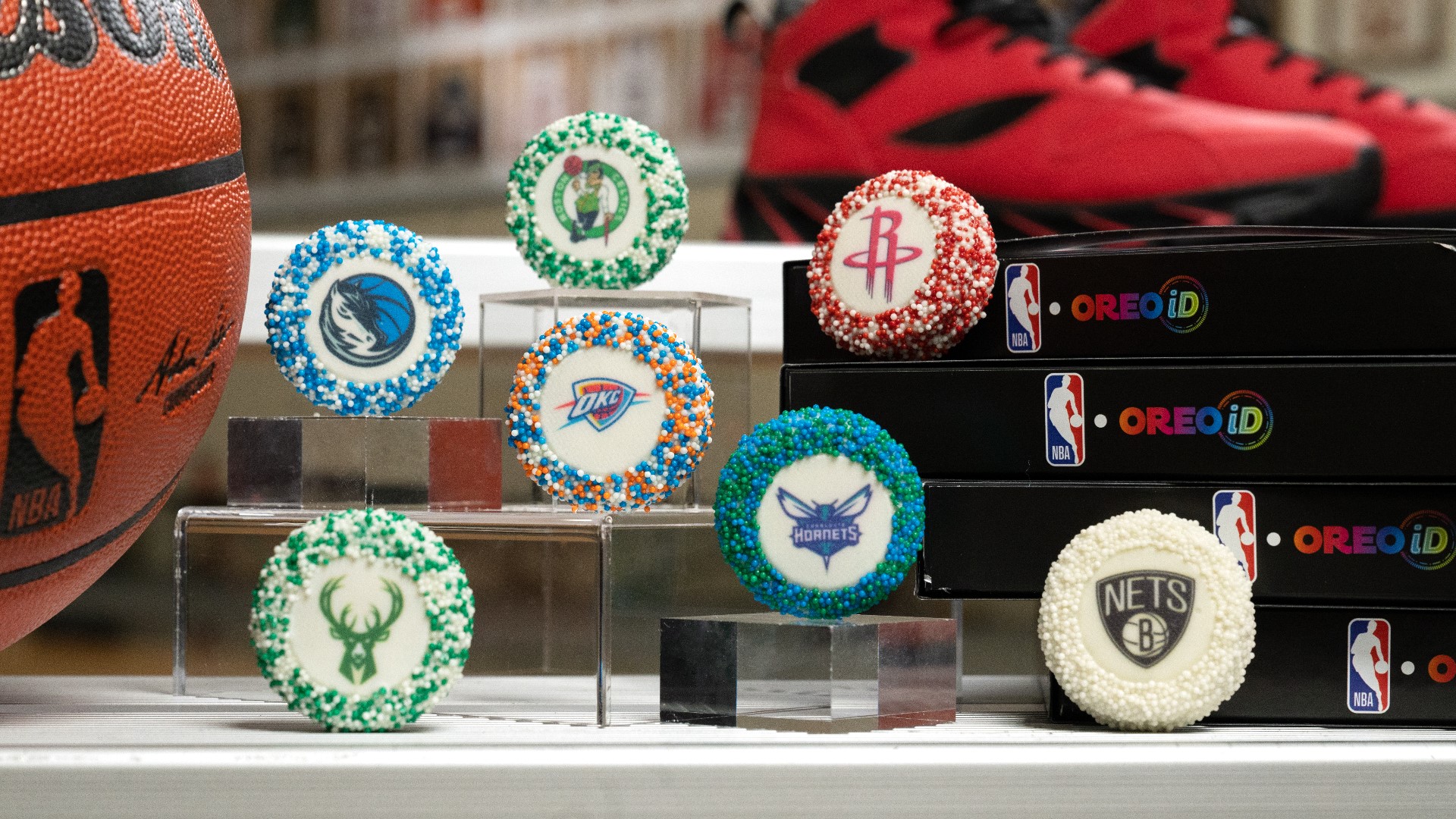 OREO making custom cookies for all NBA teams | 9news.com