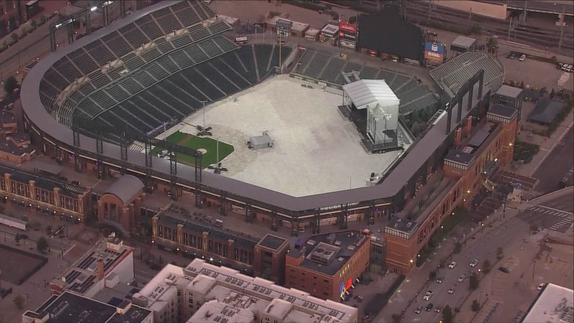 Paul McCartney live in Denver: 'Got Back' tour hits Coors Field | 9news.com