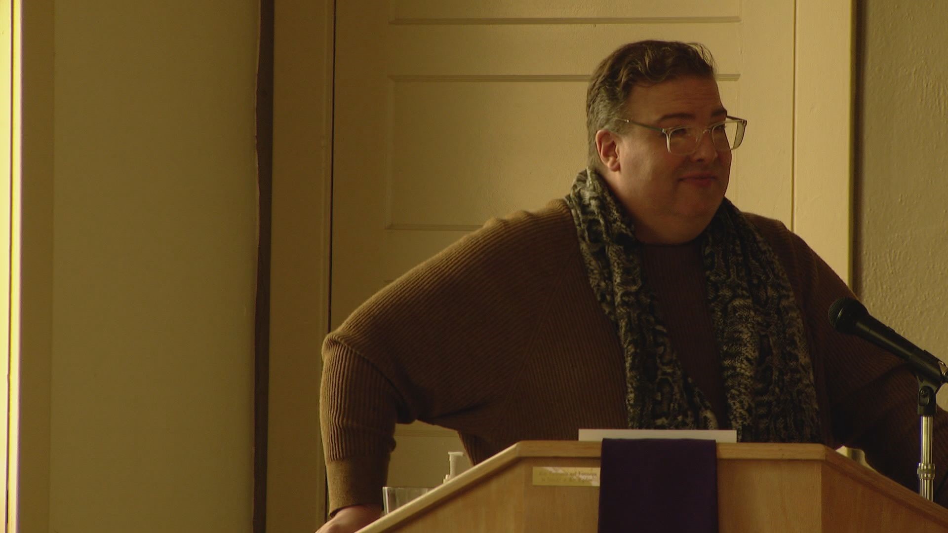 Non-binary Englewood pastor pushing for more inclusive church | 9news.com