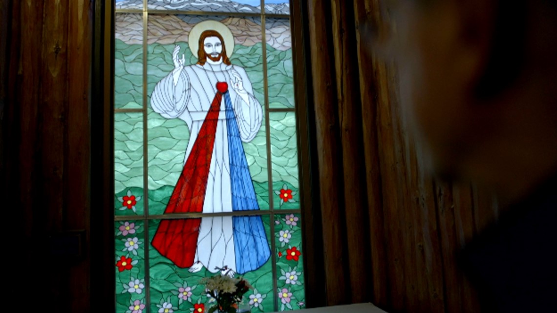 Colorado stained glass artist creates unique tribute to his wife ...