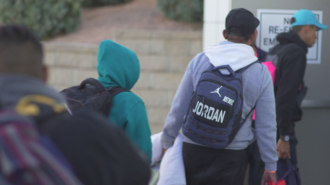Hundreds of migrant families to leave Denver shelters | 9news.com