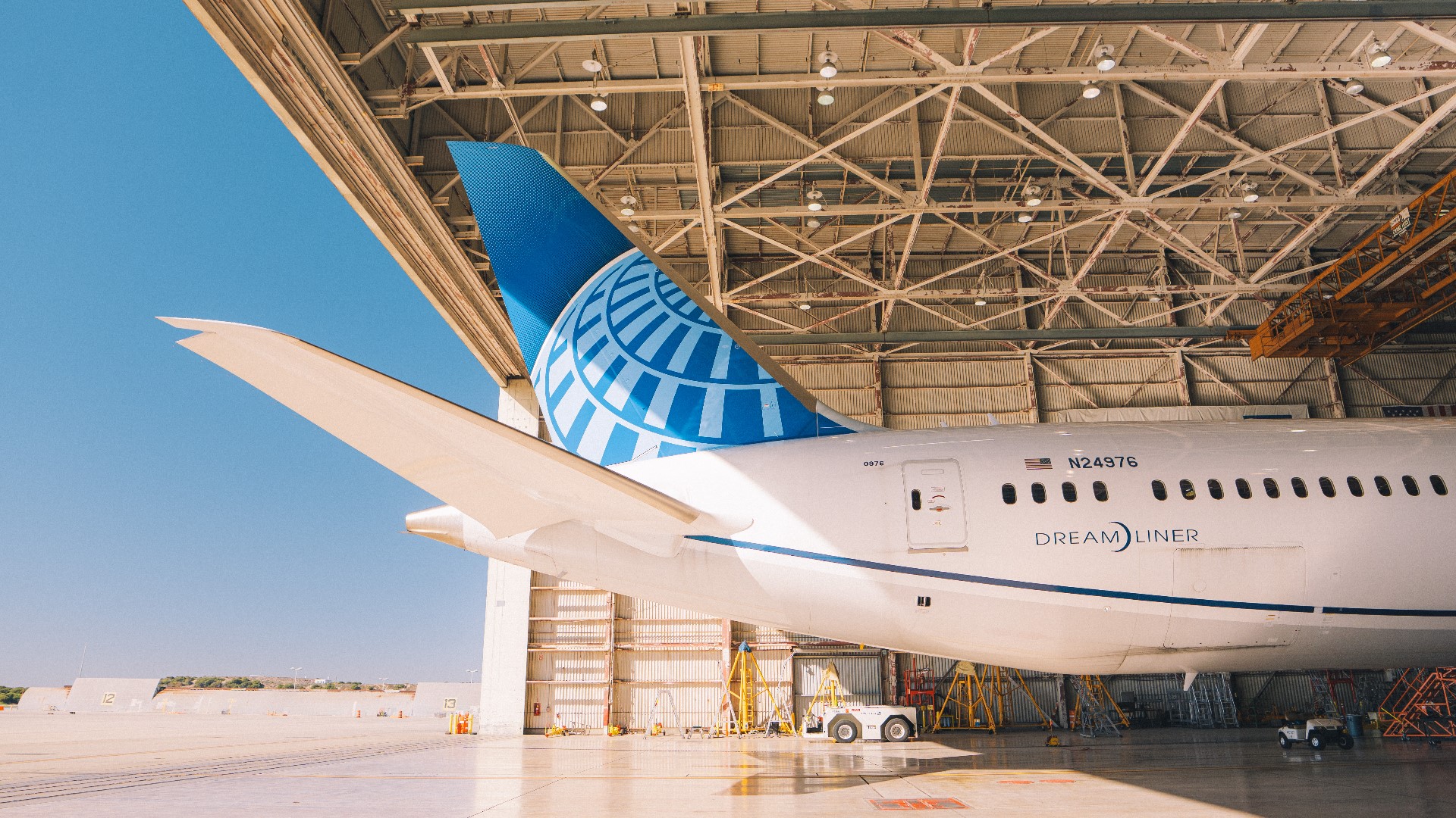 United Airlines bringing back Denver flights to London Heathrow | 9news.com