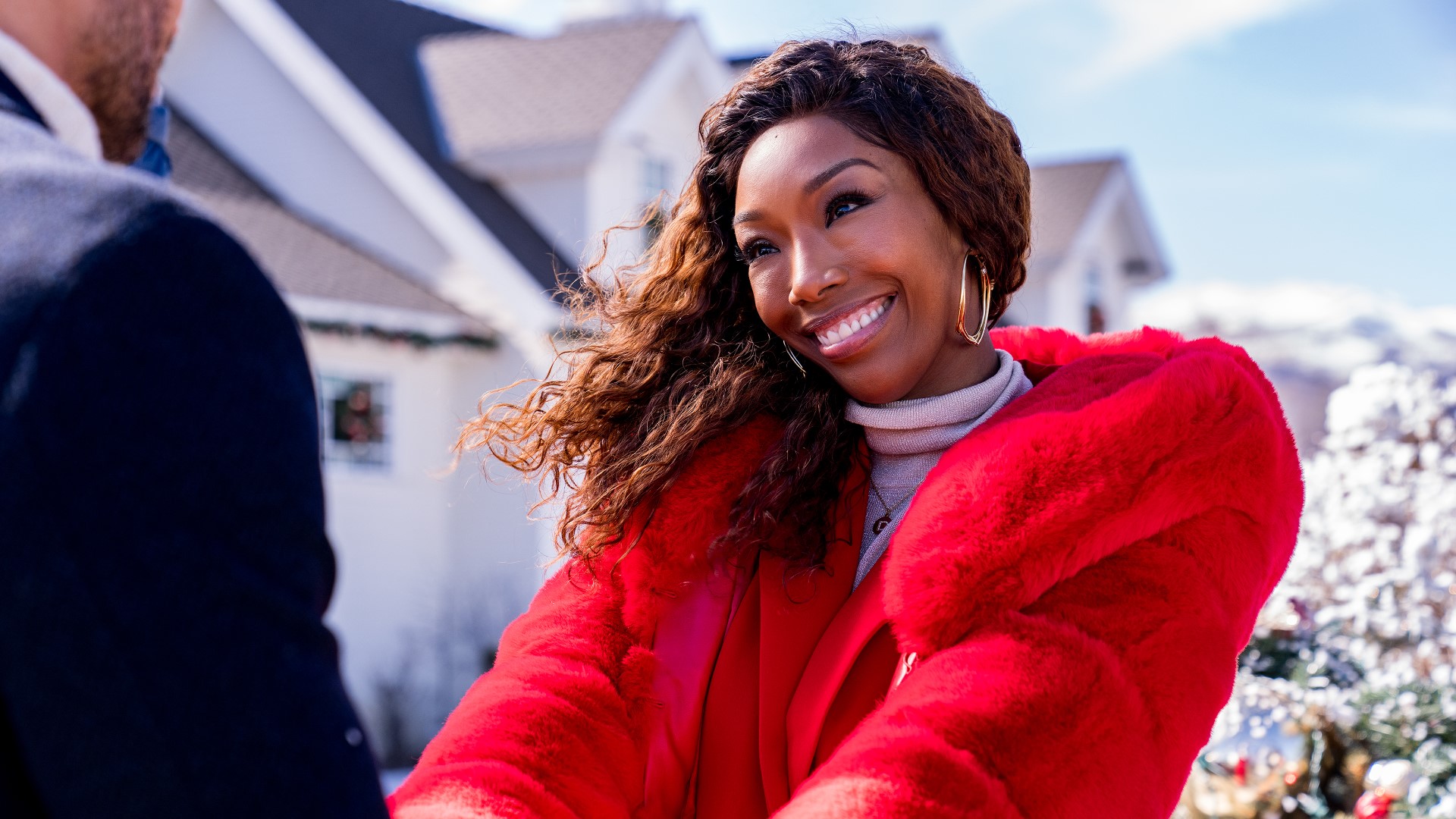 Brandy to release holiday album 'Christmas with Brandy' Nov. 10 | 9news.com