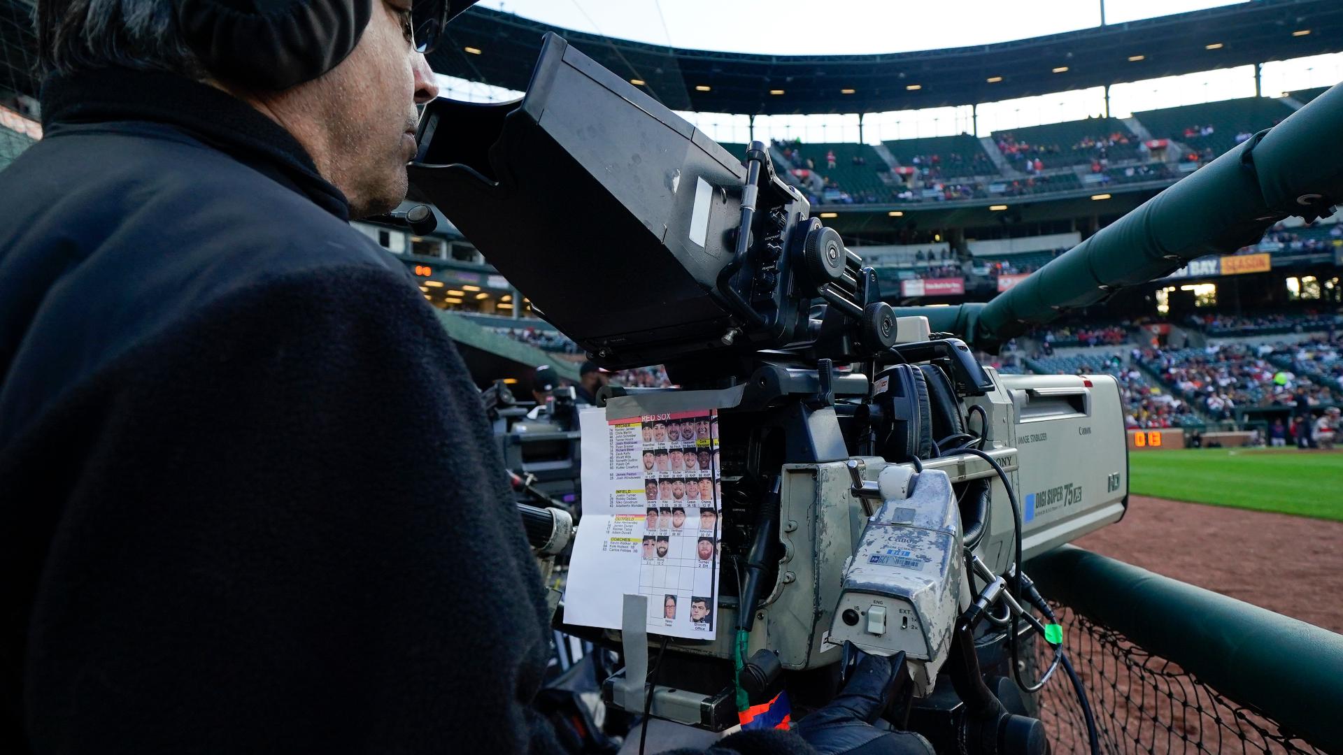 MLB's new media deals with ESPN, NBC and Netflix total $800M annually ...