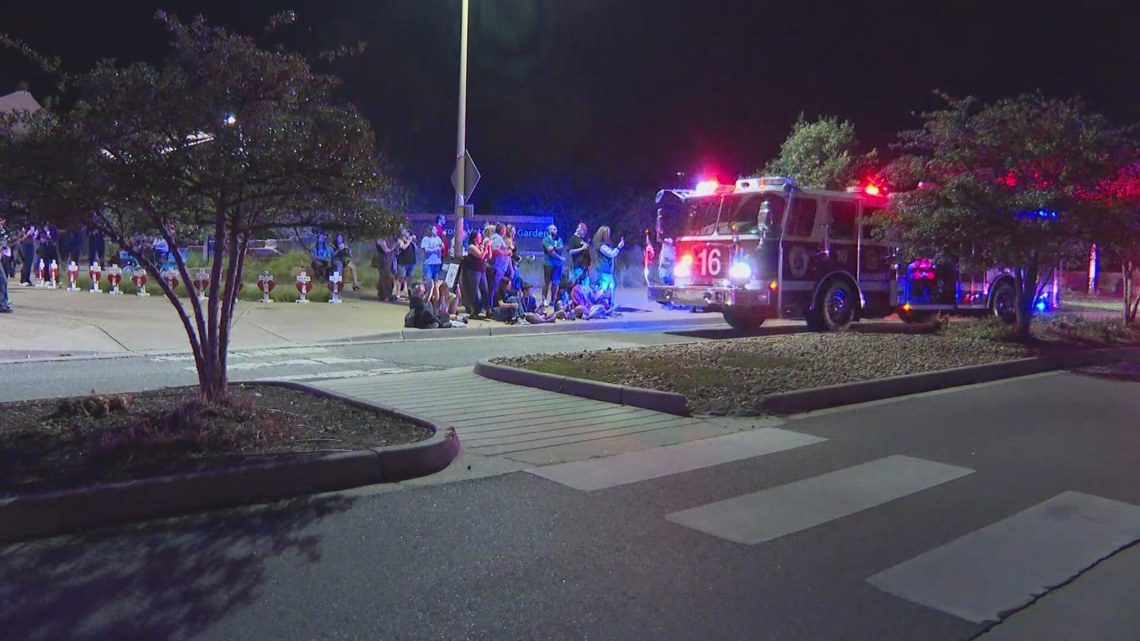 Latest headlines | Victims remembered 13 years after Aurora theater ...