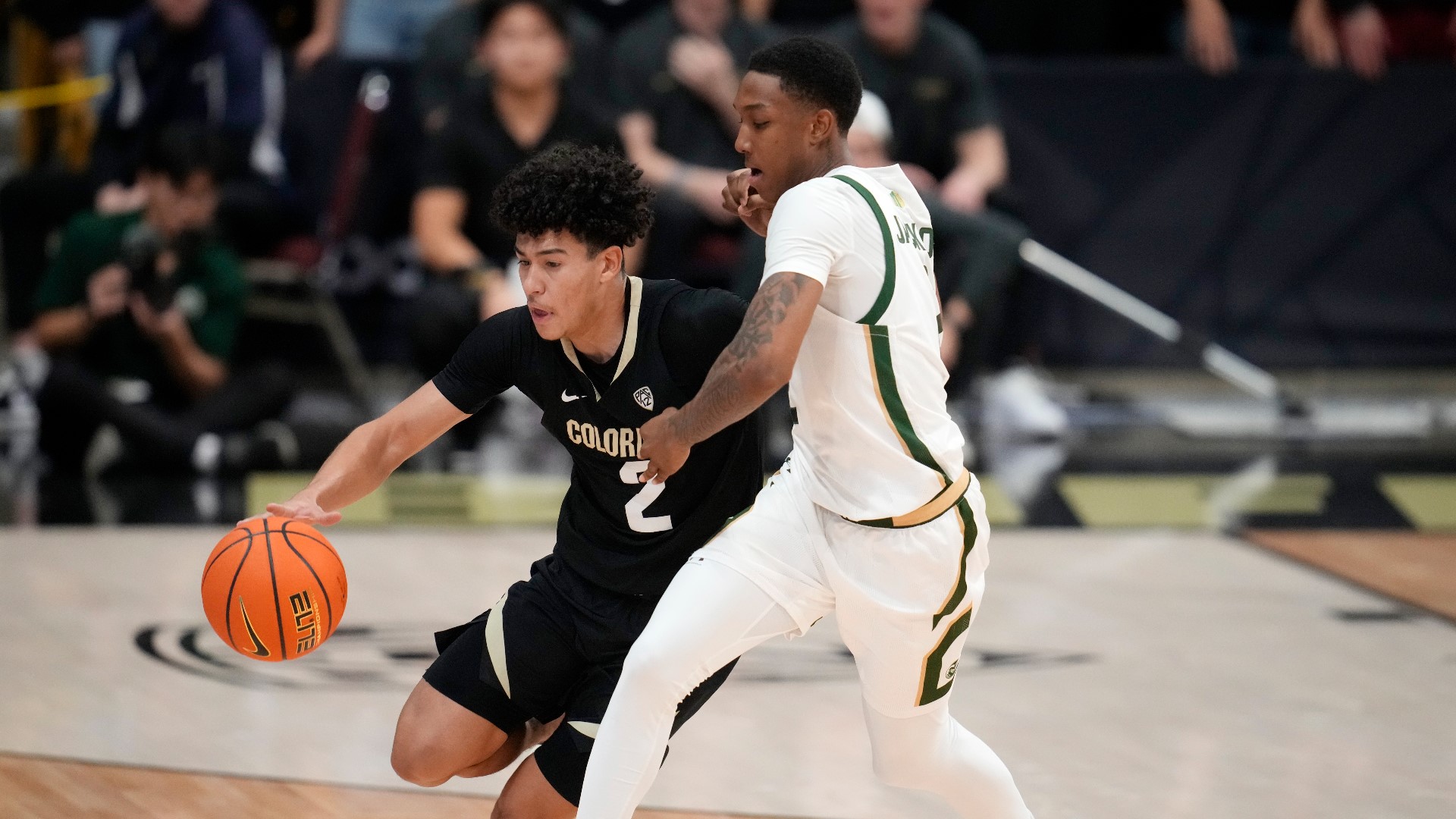 Coach Prime greets excited CU basketball crowd while recruiting | 9news.com