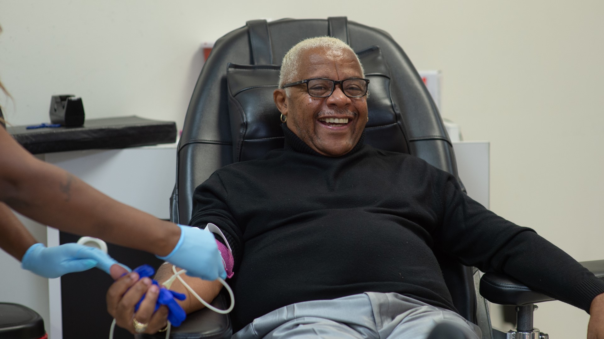 Donations of blood desperately needed in the Colorado region | 9news.com