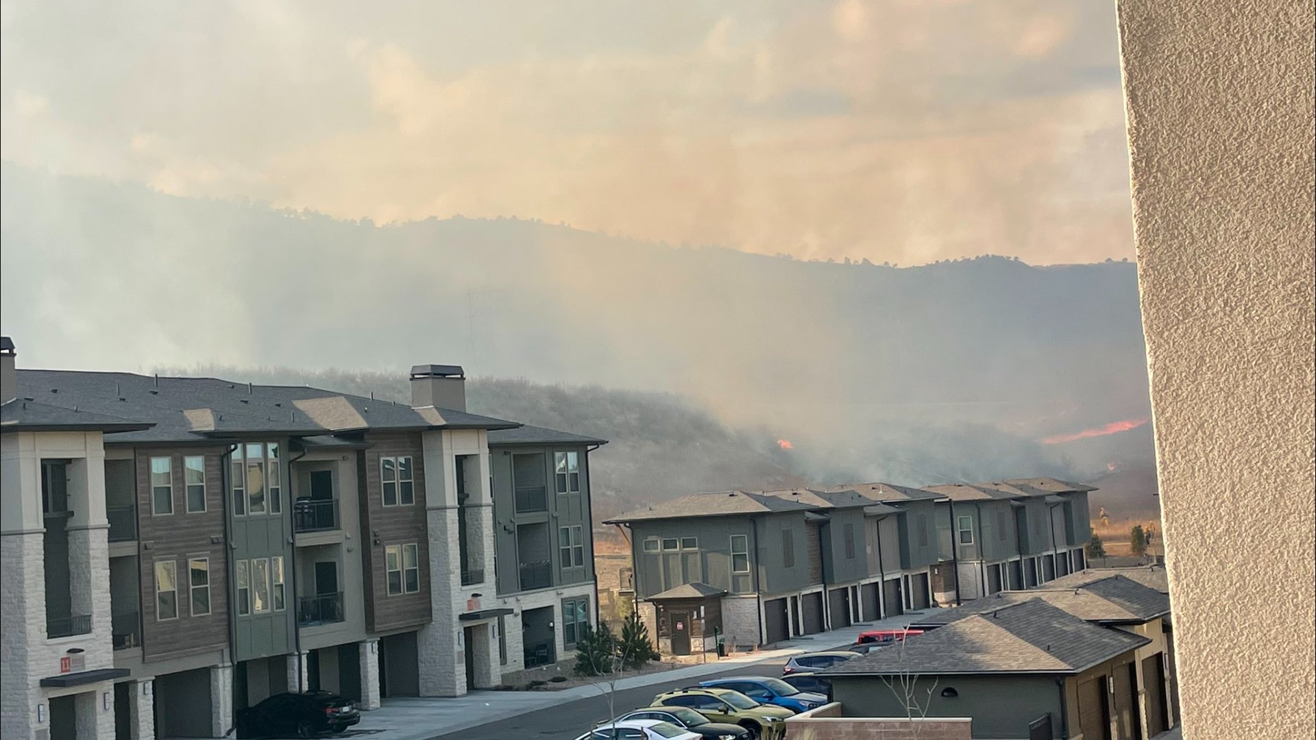 Fire crews identify suspect in wildfire near Chatfield State Park ...