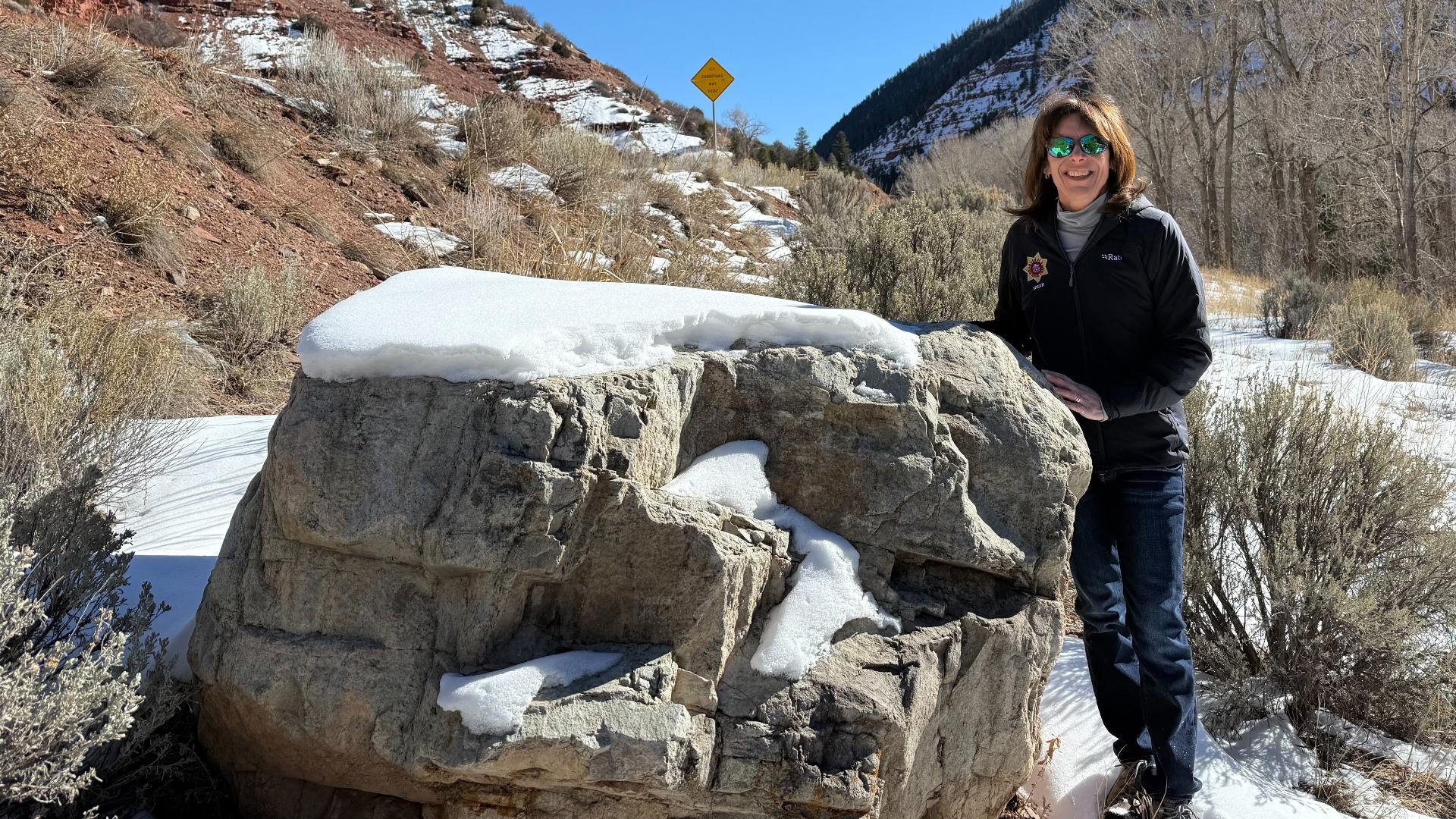 'Large boulder the size of a small boulder': Viral Colorado tweet turns ...