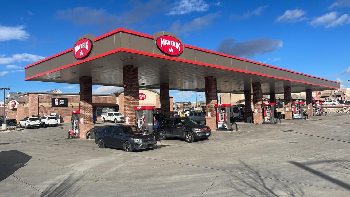 Maverik rebranding dozens of Kum & Go stores in Utah, Colorado | 9news.com