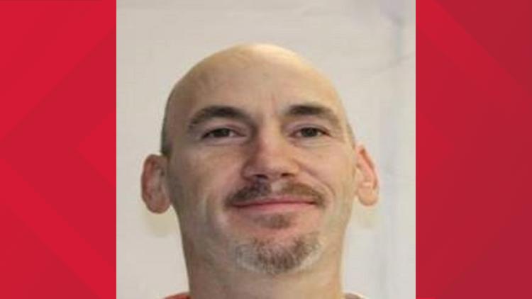 Mark Fox wanted after escaping from Colorado jail | 9news.com