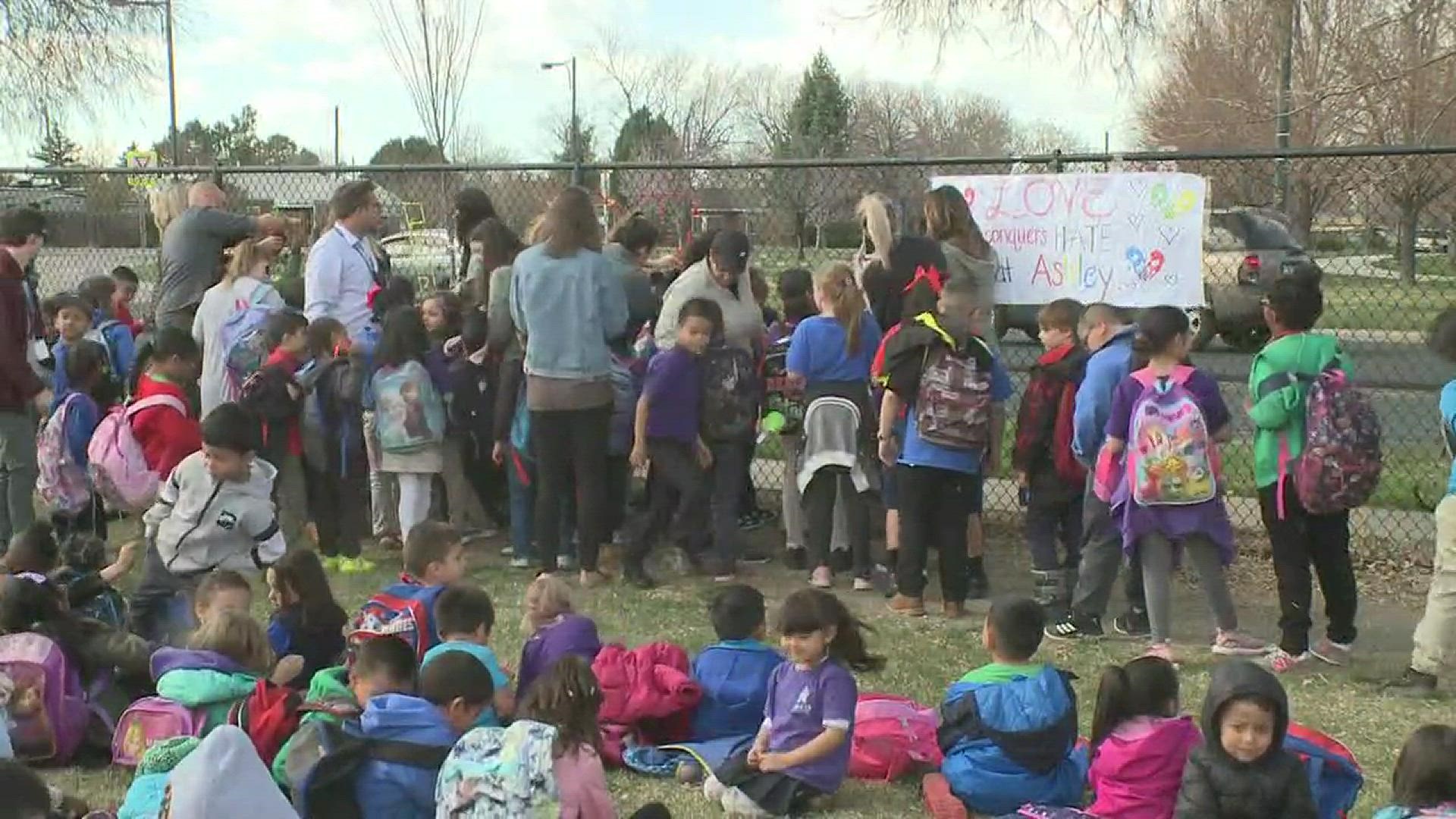 Colorado students return to school surrounded by positive messages ...