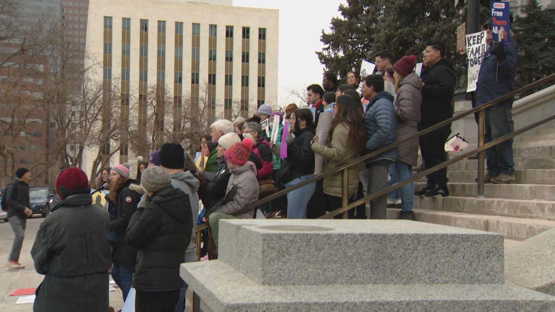 Group calls for closure of ICE detention facilities | 9news.com