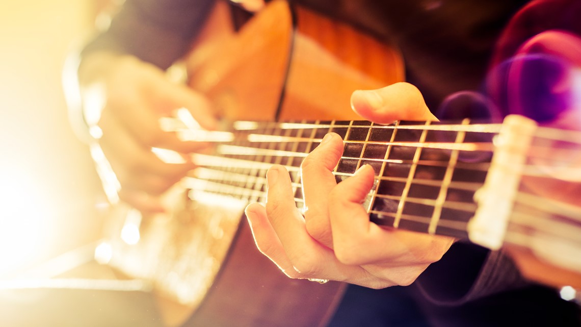 'Yellowstone' singer Lainey Wilson to play Red Rocks concert | 9news.com