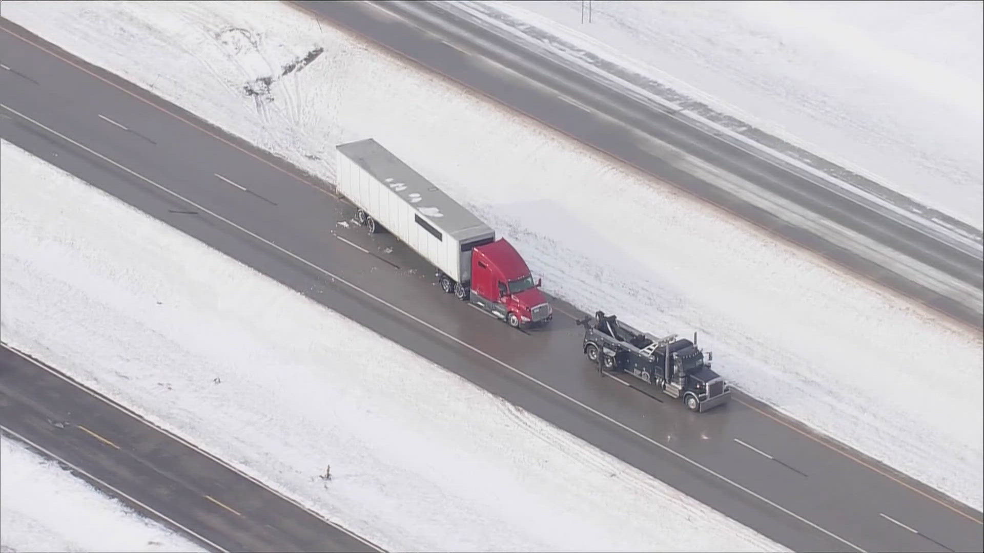 Colorado enforces chain law for all vehicles from Sept. 1 to May 31 ...