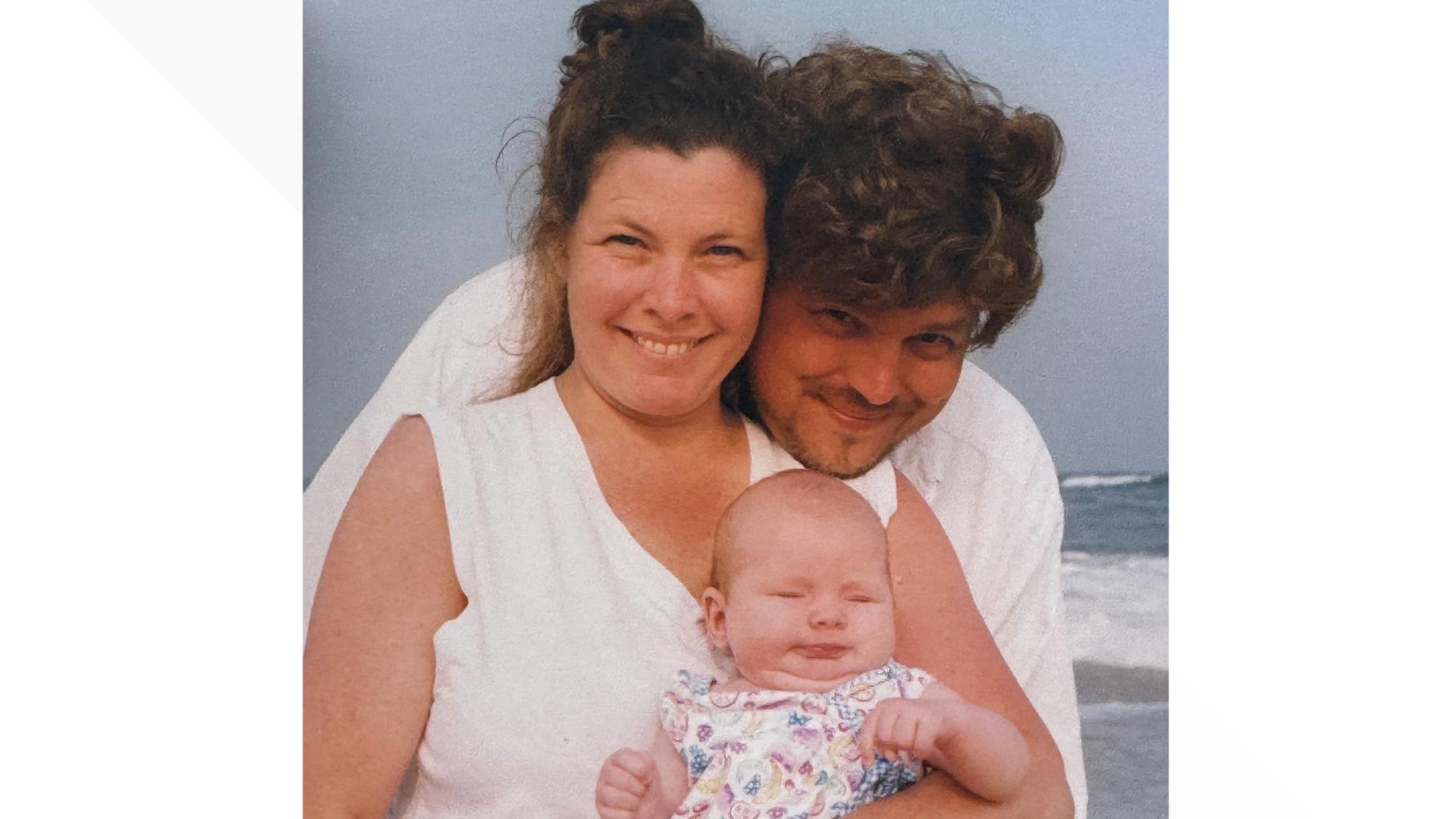 Olivia Mackenzie and her mother, Lynn Murray, who was killed in the ...