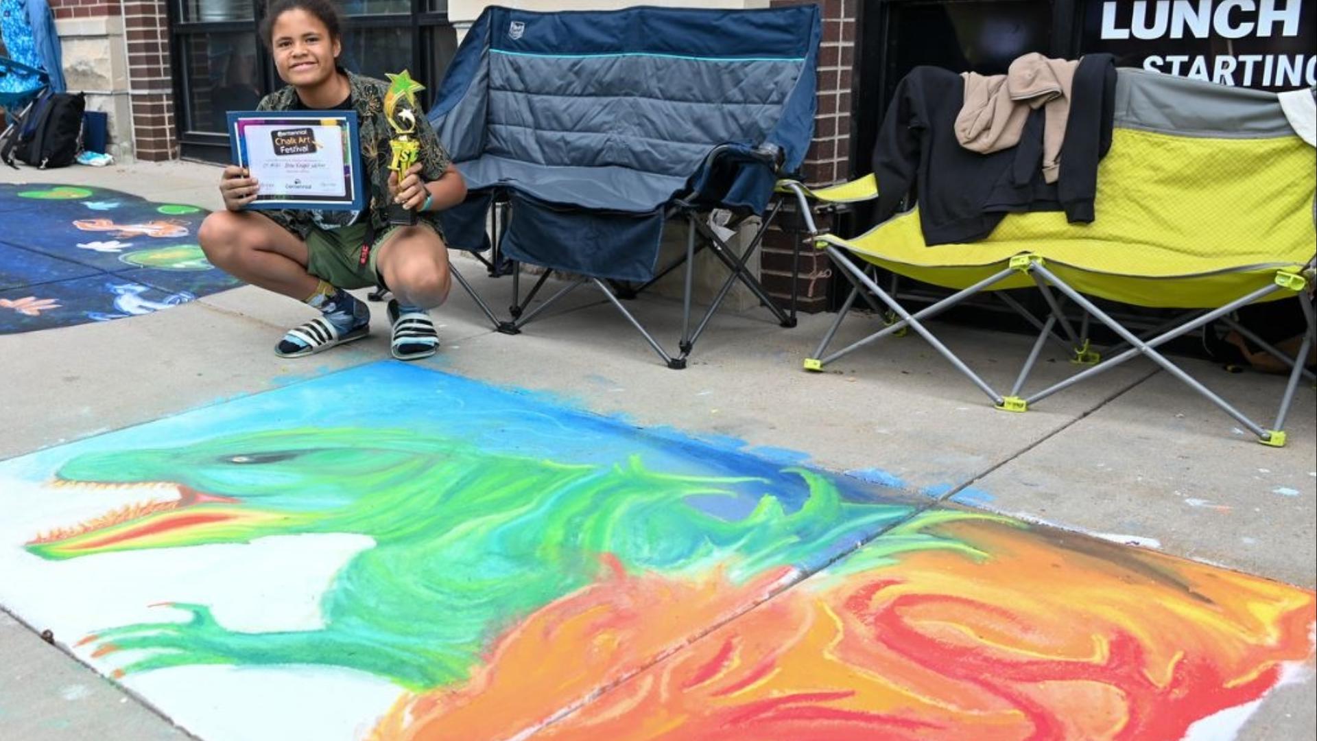 Chalk artists create vibrant murals at SouthGlenn festival | 9news.com