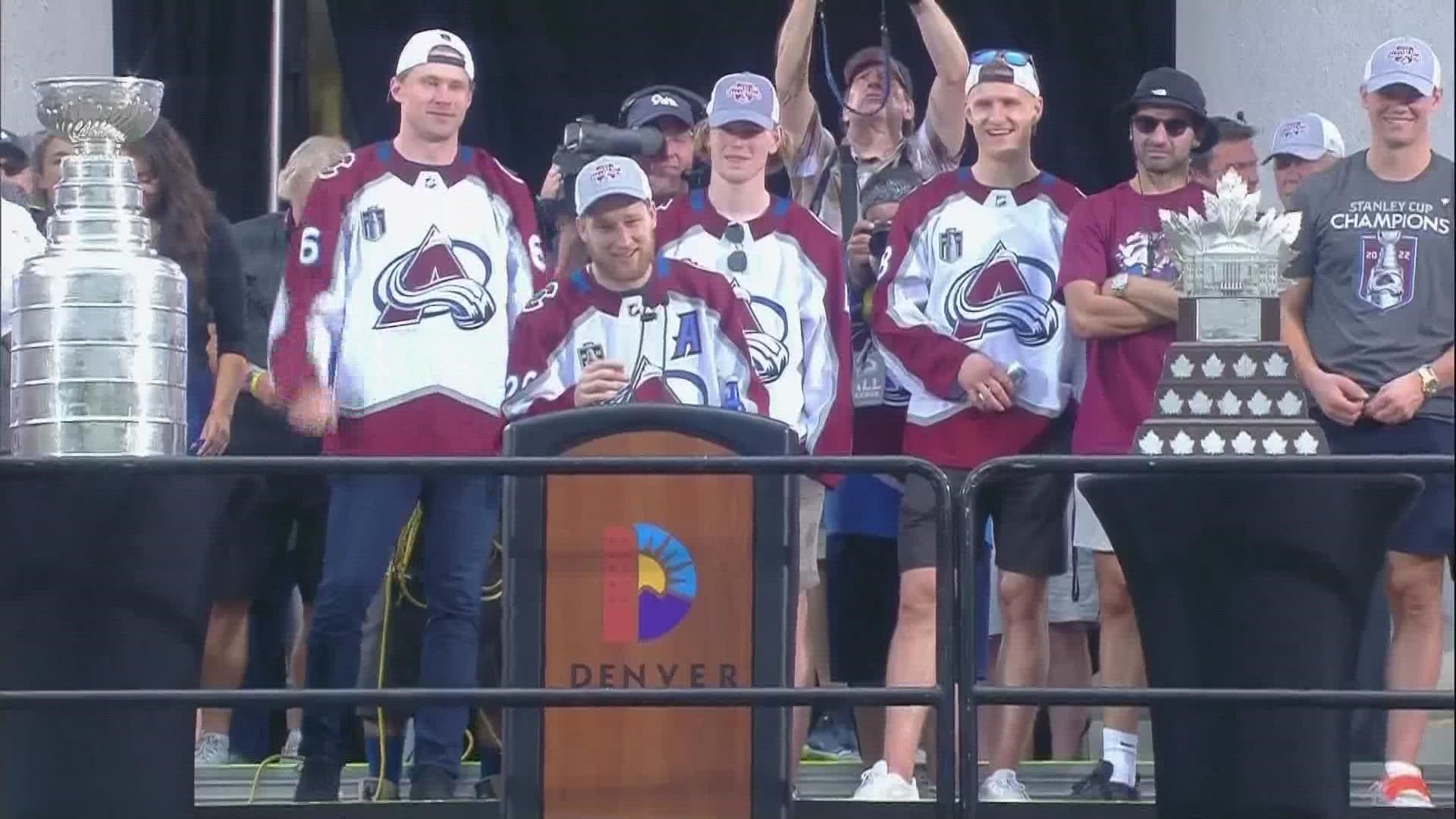 Cornell defenseman Sam Malinski inks deal with Colorado Avalanche ...