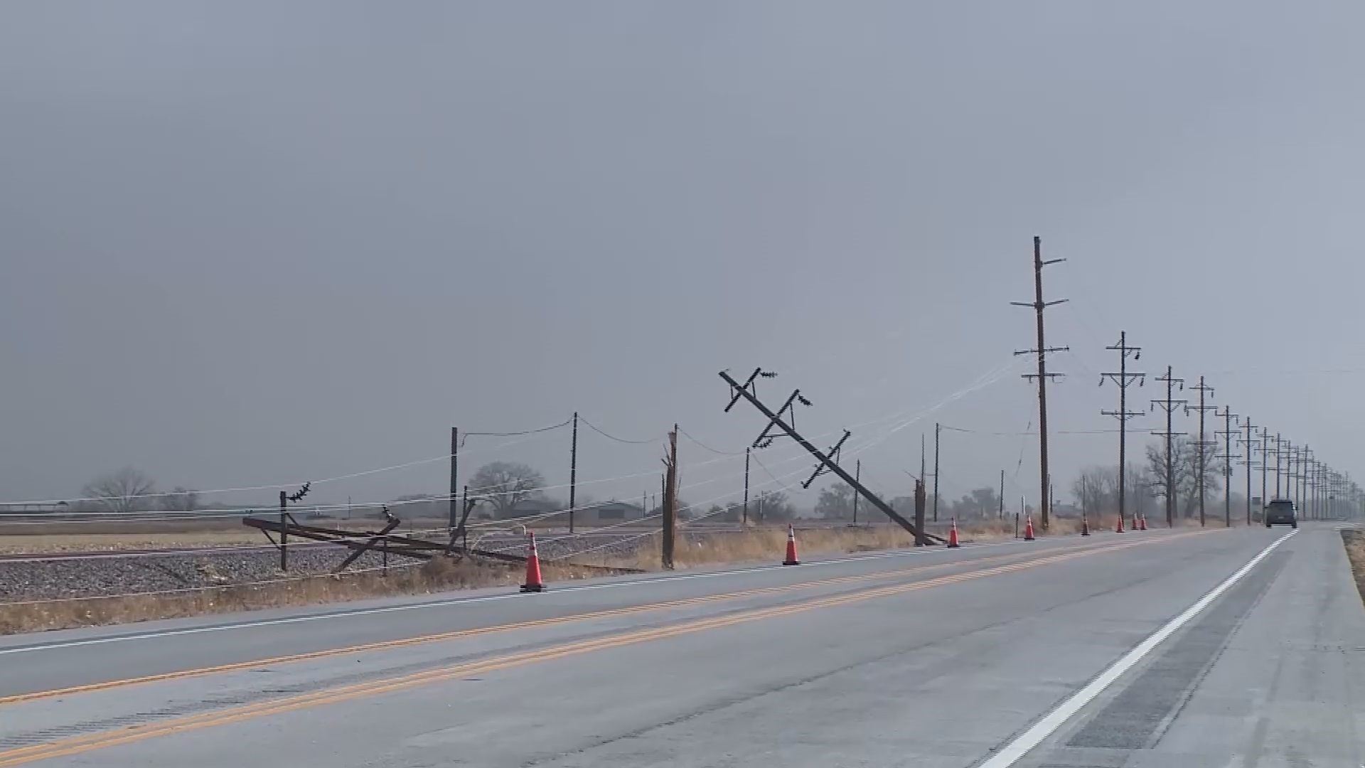 Strong winds bring down power lines, trees across Colorado | 9news.com