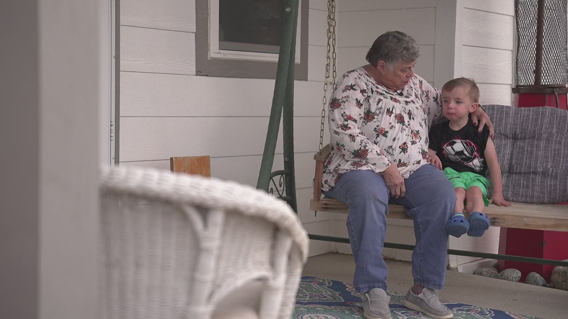 3-year-old helps save great-grandmother after fall | 9news.com