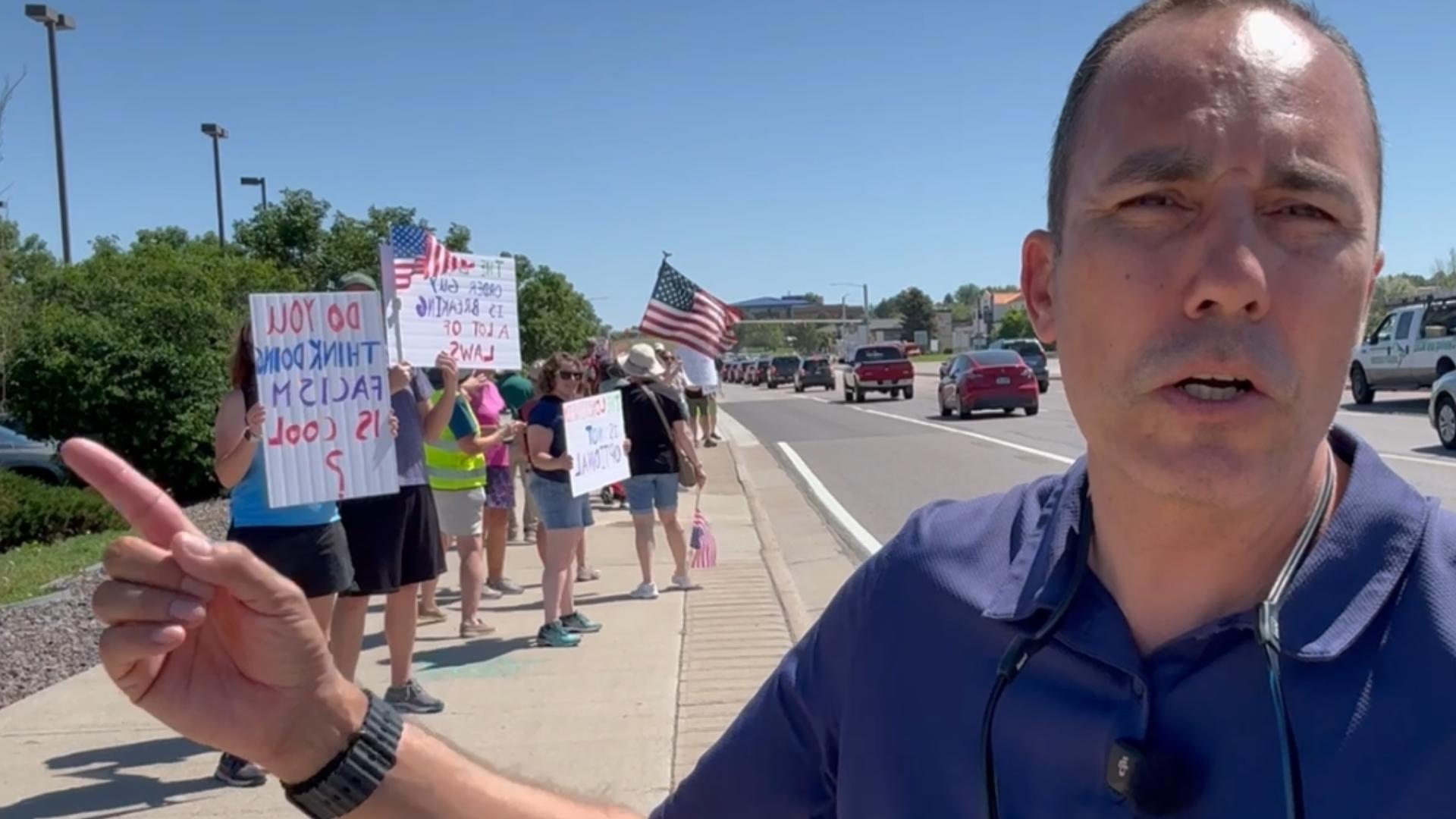 'No Kings' protest in Parker, Colorado, underway | 9news.com