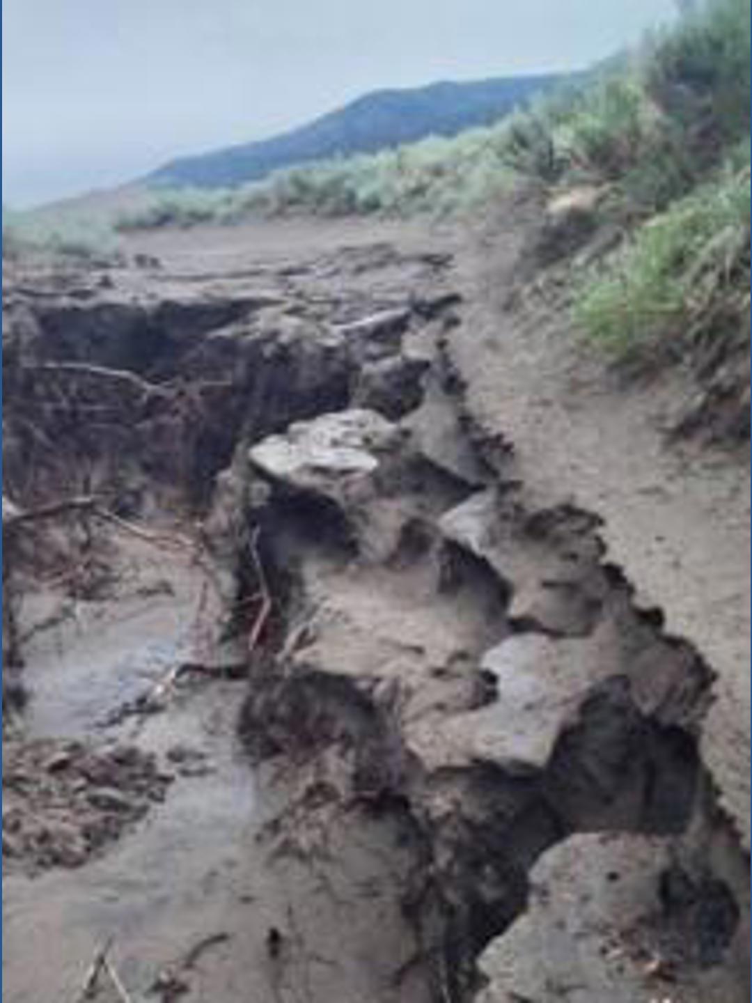 Flash flooding closes road at Great Sand Dunes Park in Colorado | 9news.com