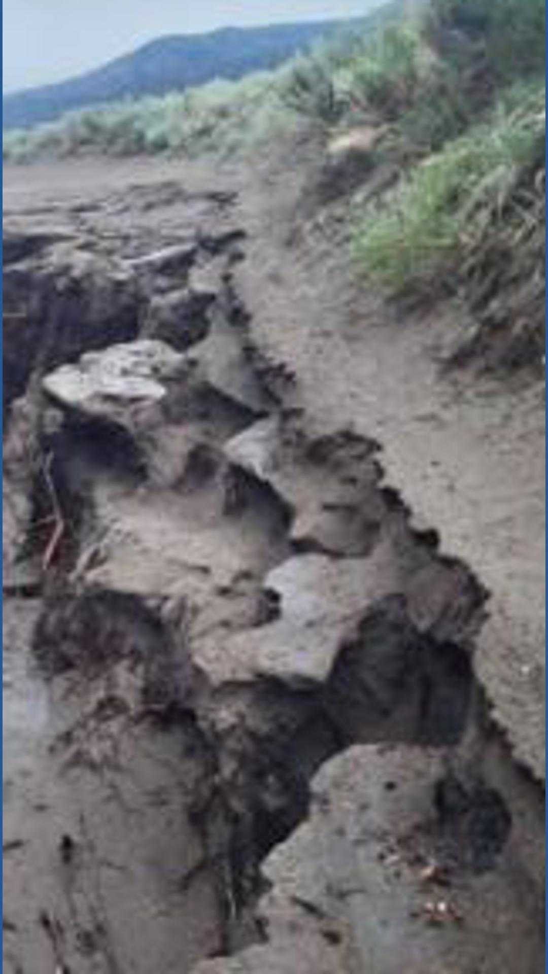 Flash flooding closes road at Great Sand Dunes Park in Colorado | 9news.com