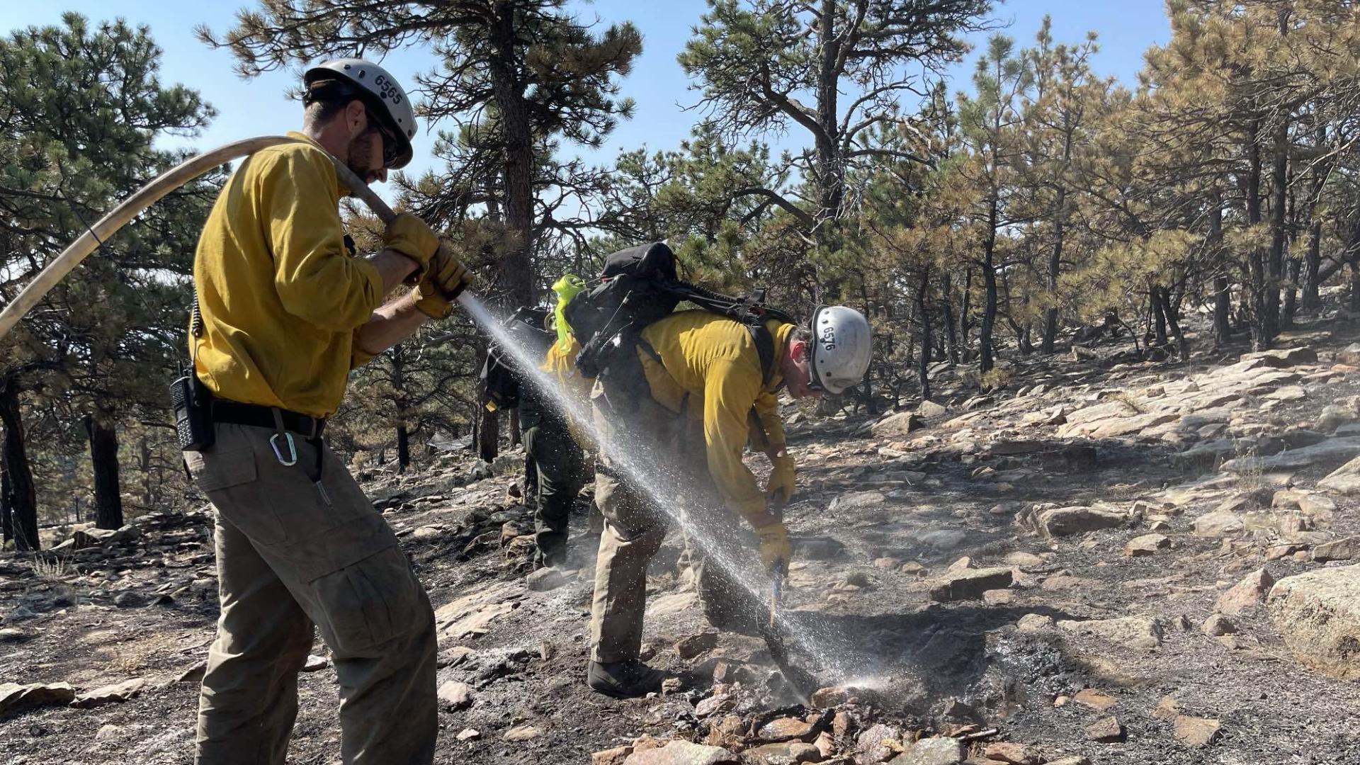 Colorado wildfire: Stone Canyon Fire photos behind the fire line ...