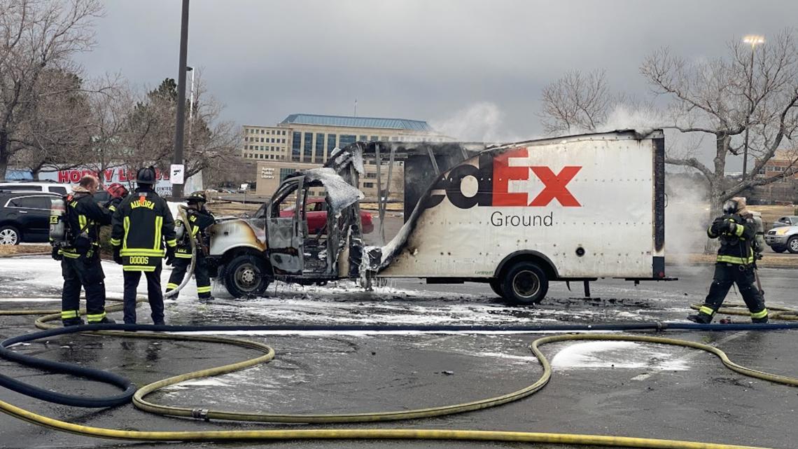 FedEx truck becomes engulfed in flames in Aurora | 9news.com