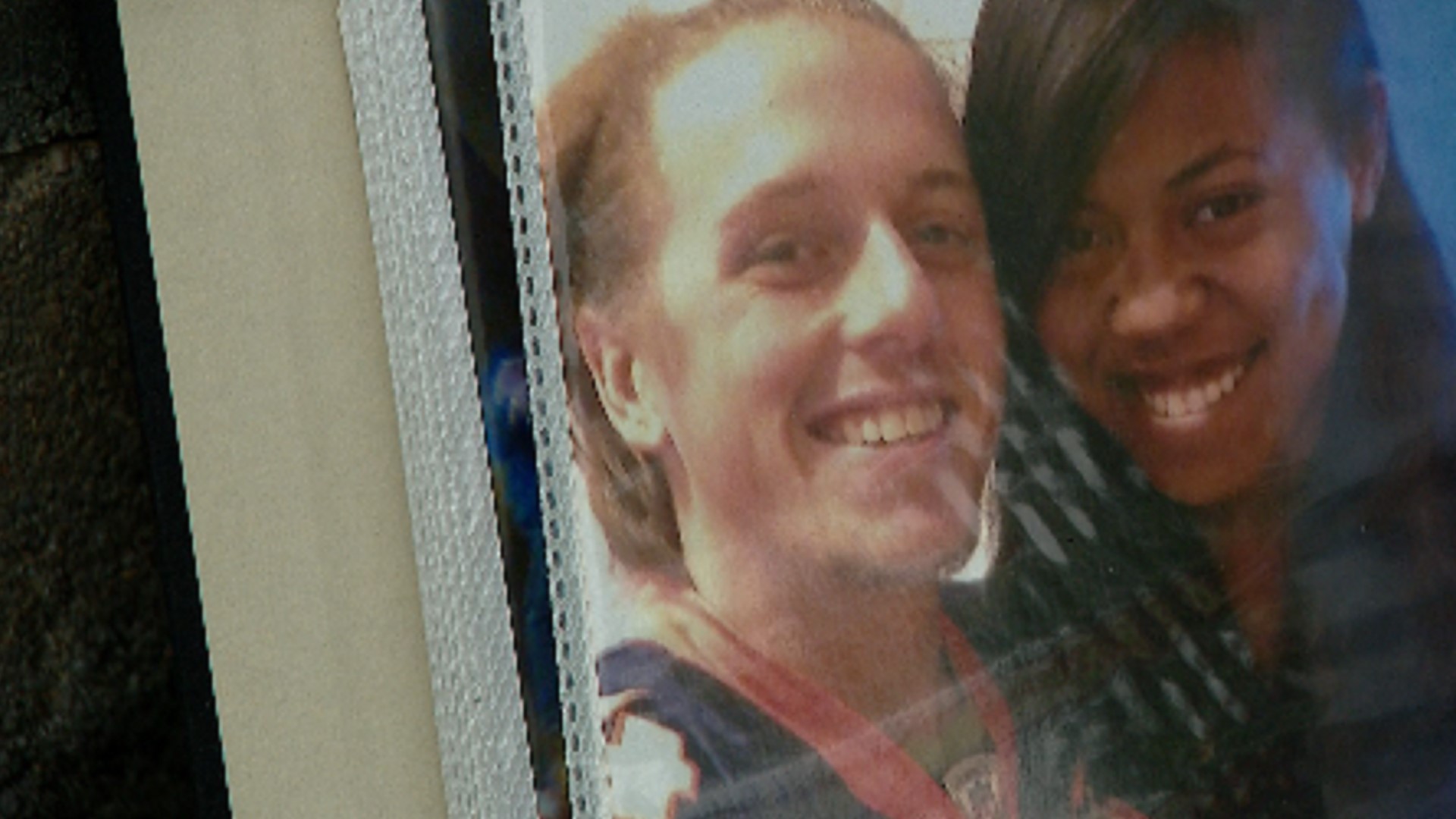 Theater shooting survivor marries officer who responded to scene | 9news.com