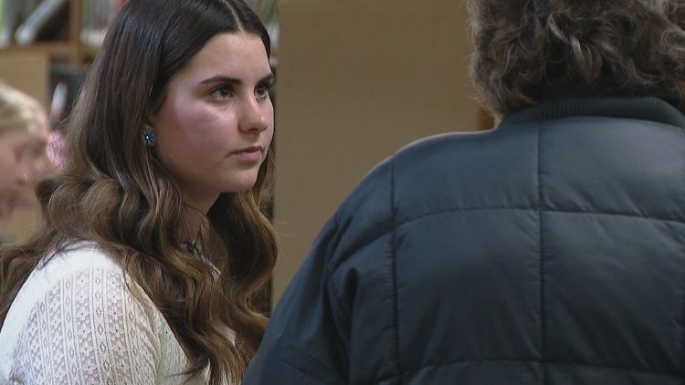 Broncos Dalton Risner, Ron Leary wear overalls to pregame | 9news.com