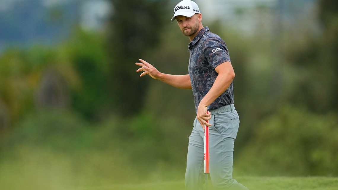 Wyndham Clark gets a little help from a good friend for US Open | 9news.com