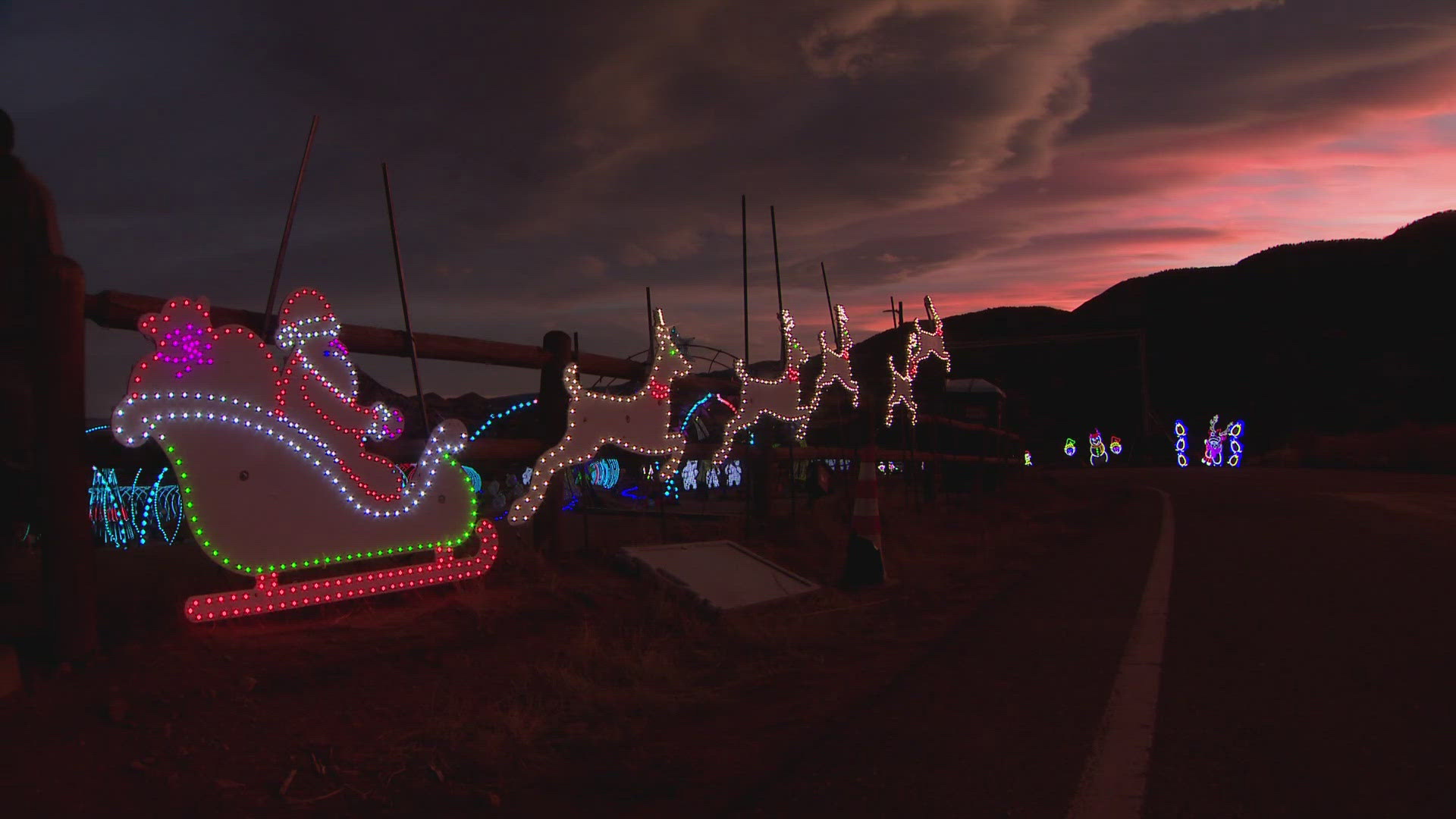 Severe wind damage halts Red Rocks 'Christmas in Color' repairs ...