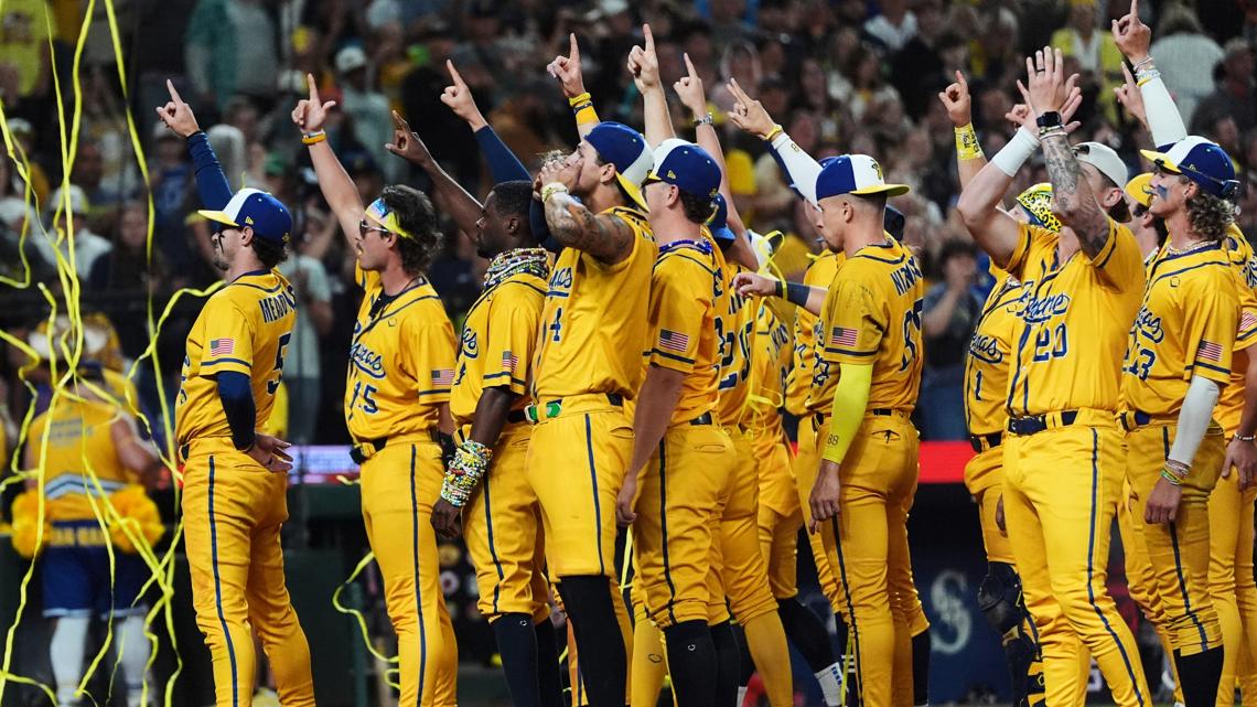 Savannah Bananas bring show to Coors Field in 2026 | 9news.com