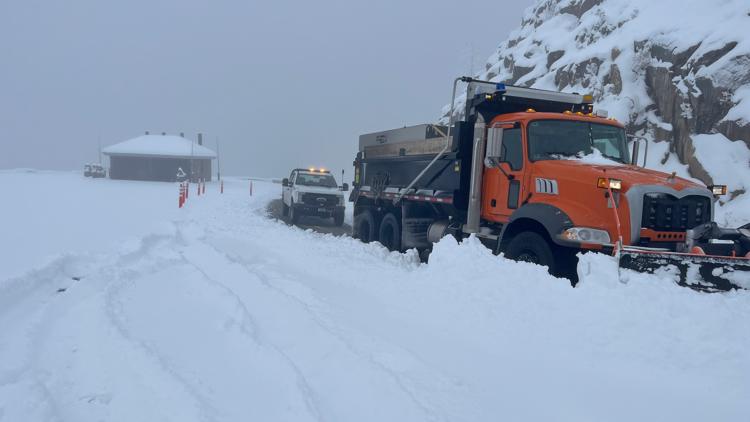 Trail Ridge Road remains closed amid heavy snow ahead of Memorial Day ...