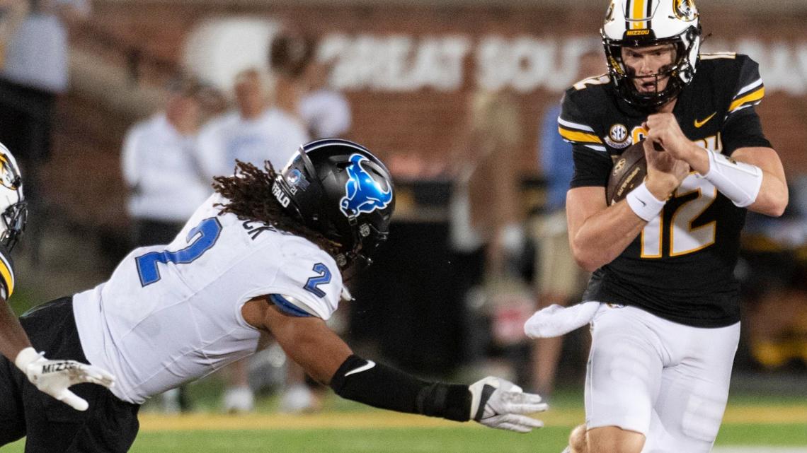Broncos select Mr. Irrelevant: Linebacker Khalil 'Red' Murdock | 9news.com